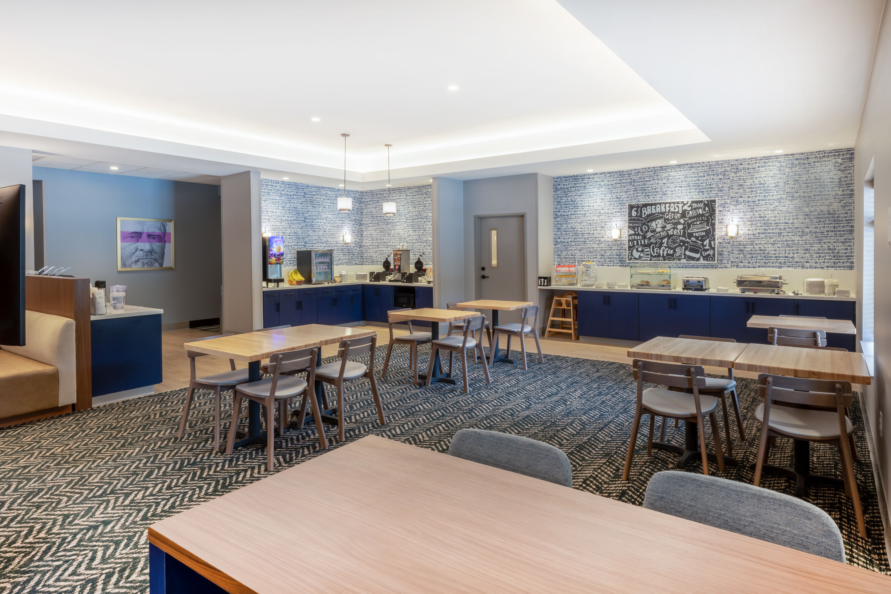 AmericInn by Wyndham Mountain Home | Mountain Home, AR Hotels