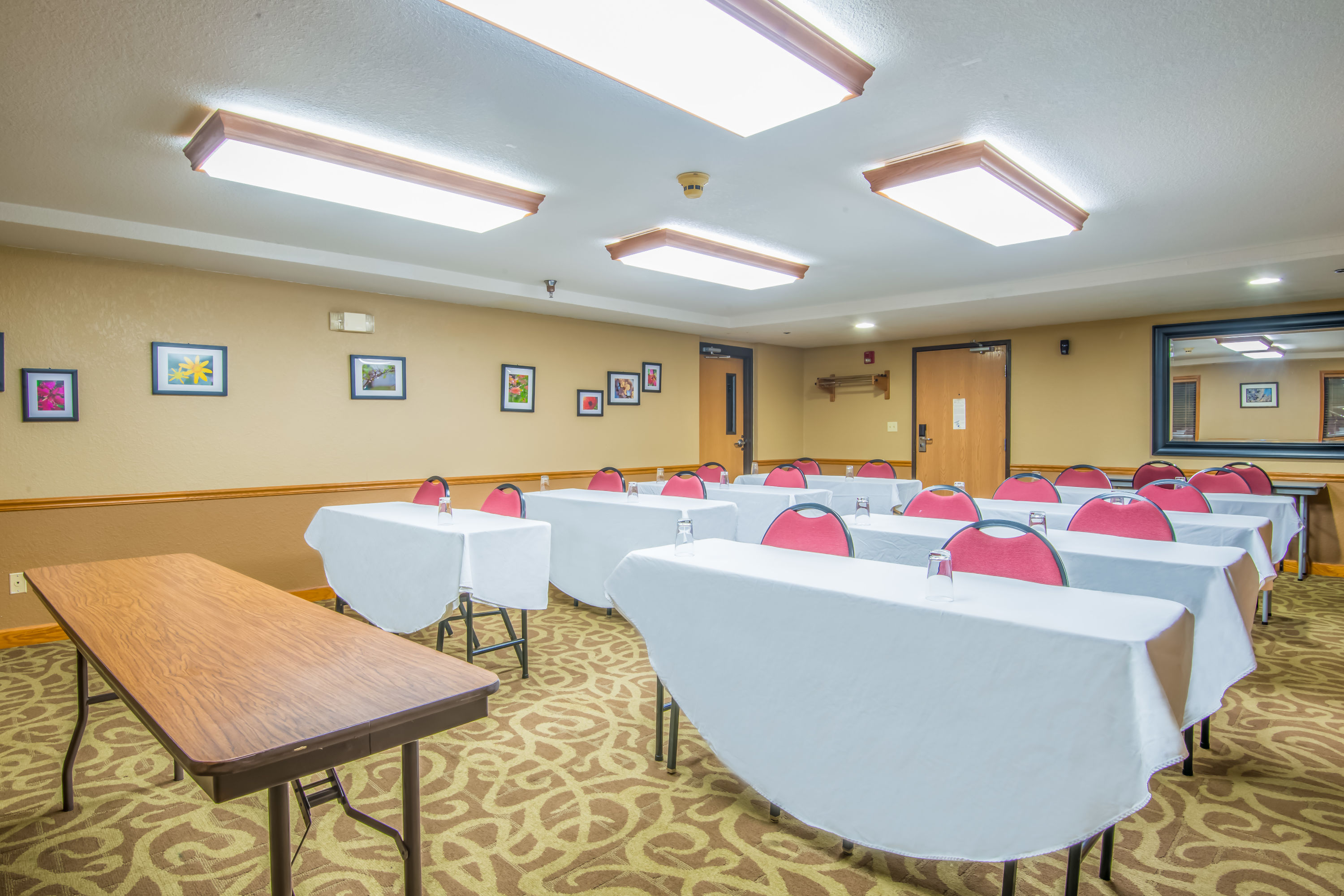 AmericInn by Wyndham Ames | Ames, IA Hotels