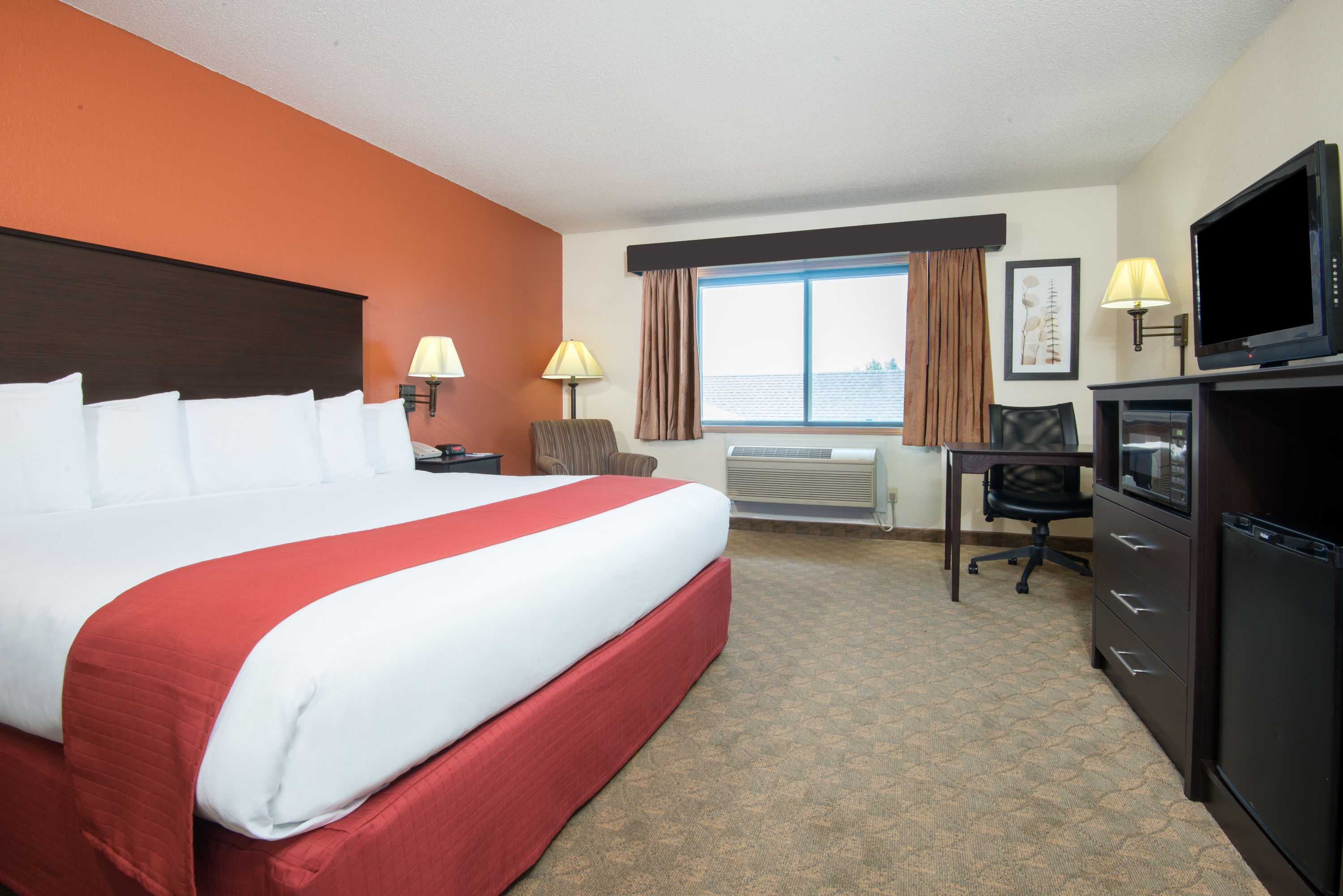 AmericInn by Wyndham Ames | Ames, IA Hotels