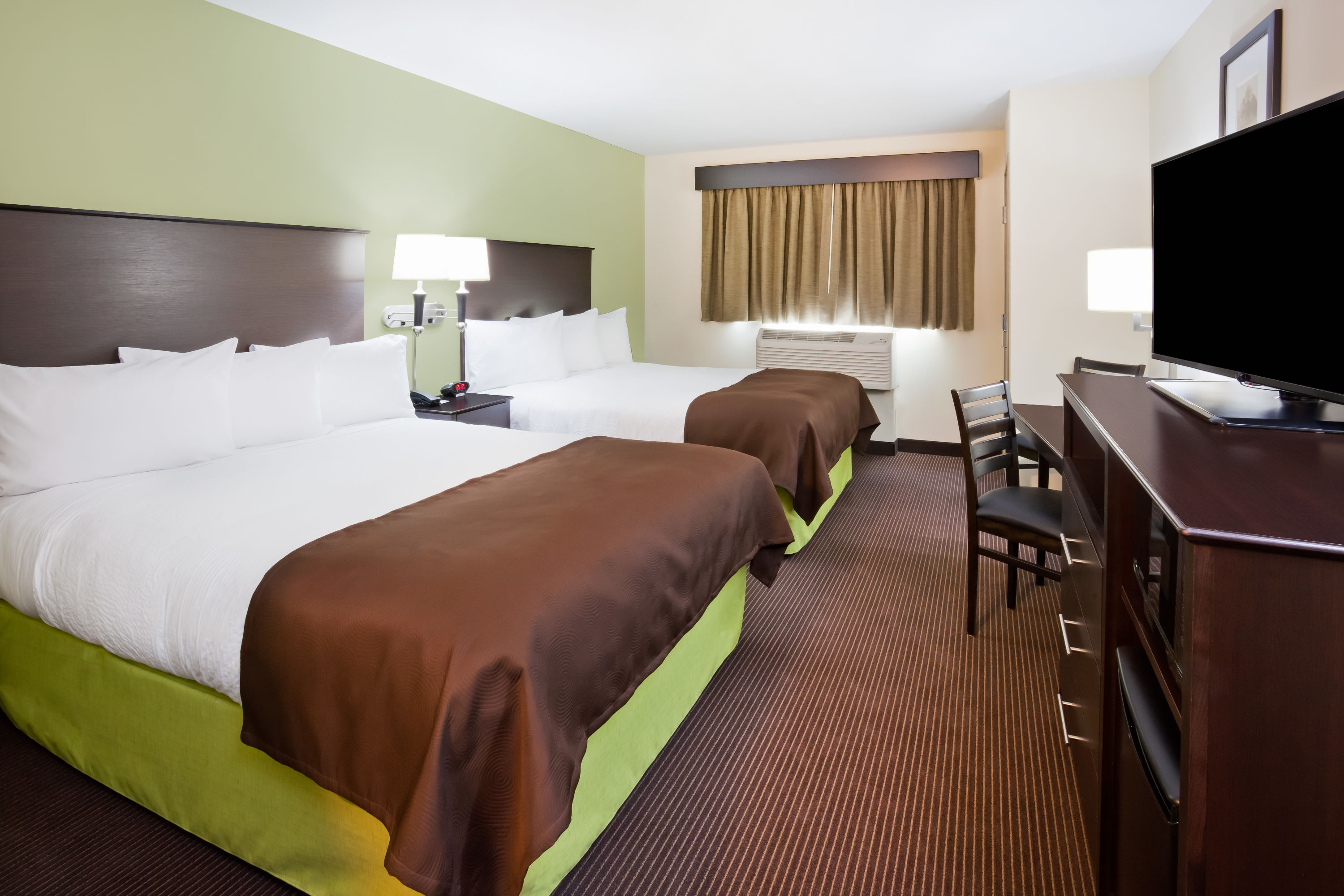 AmericInn by Wyndham DeWitt | DeWitt, IA Hotels