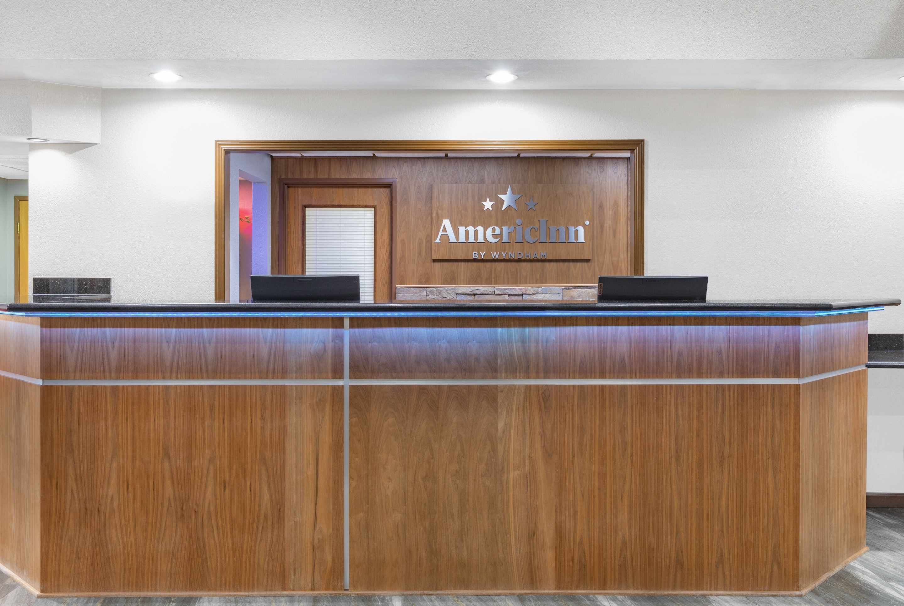 AmericInn by Wyndham Pella | Pella, IA Hotels