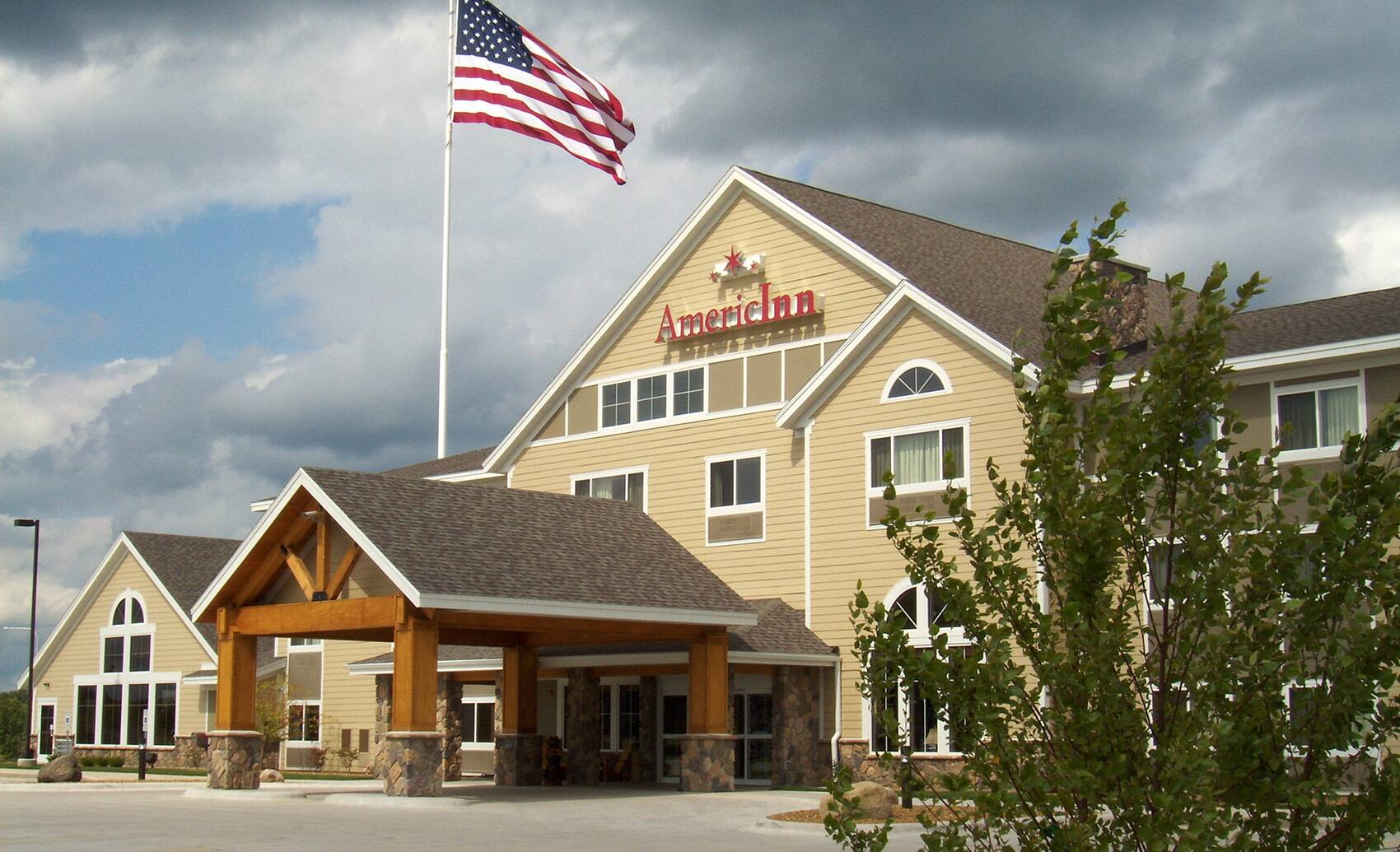 AmericInn by Wyndham Princeton IL | Princeton, IL Hotels