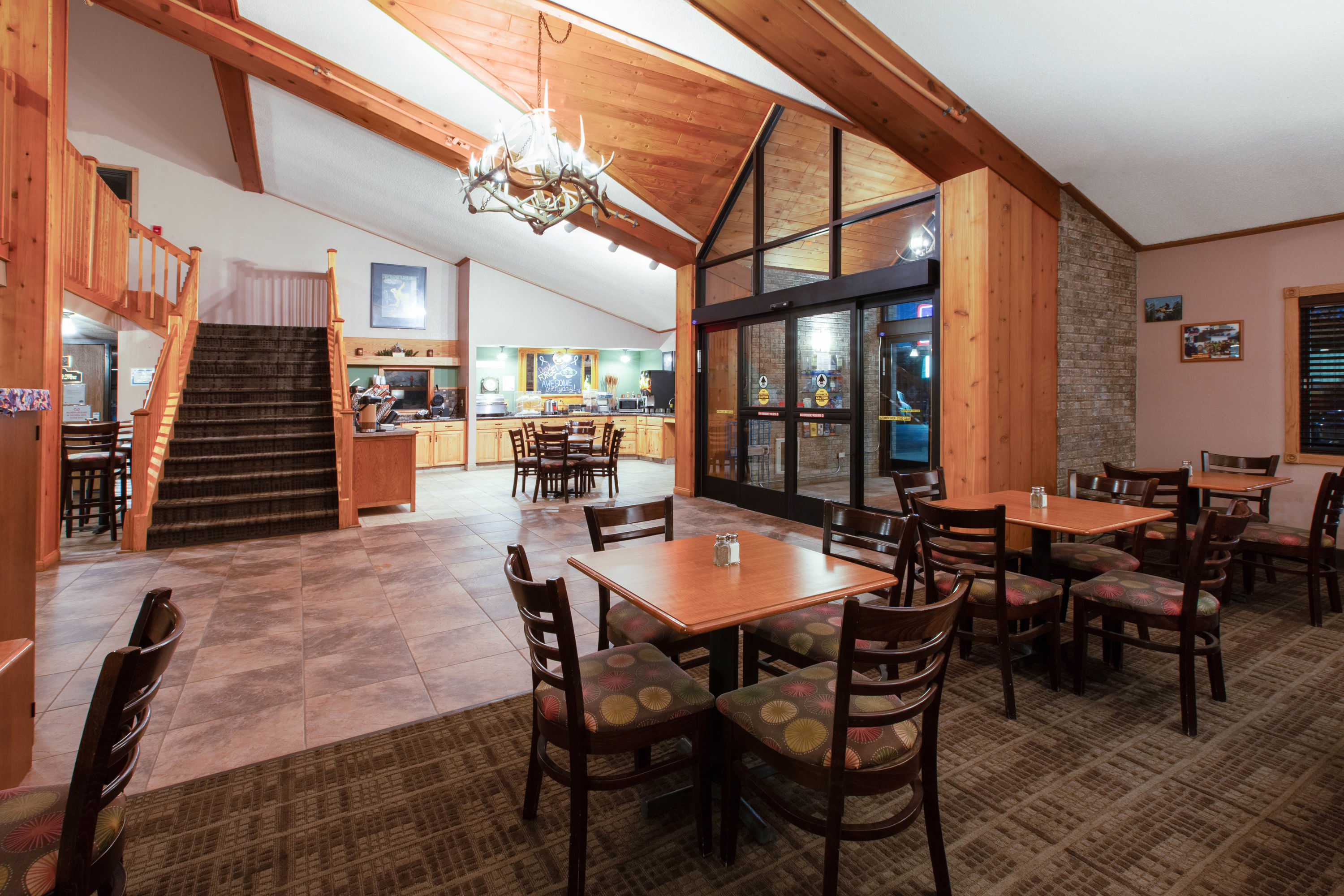 AmericInn by Wyndham Iron River | Iron River, MI Hotels