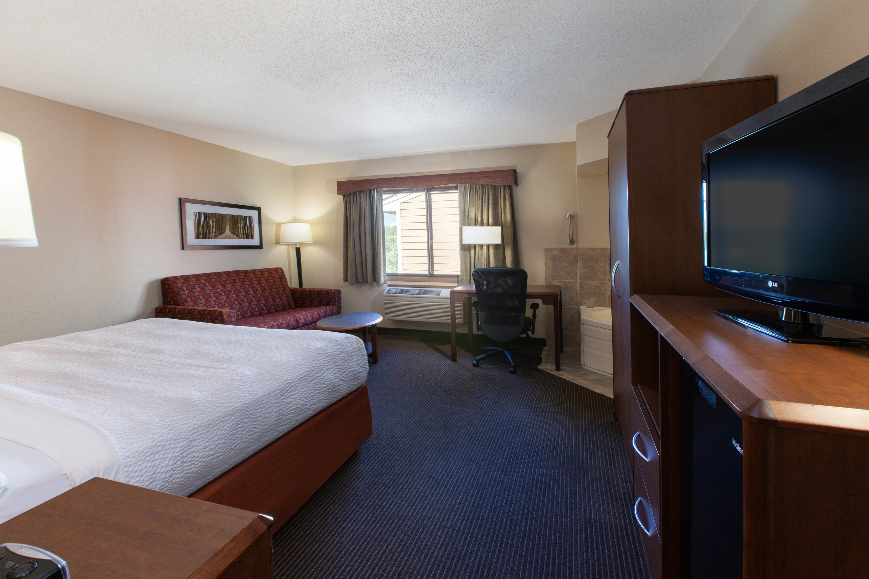 AmericInn by Wyndham Iron River | Iron River, MI Hotels