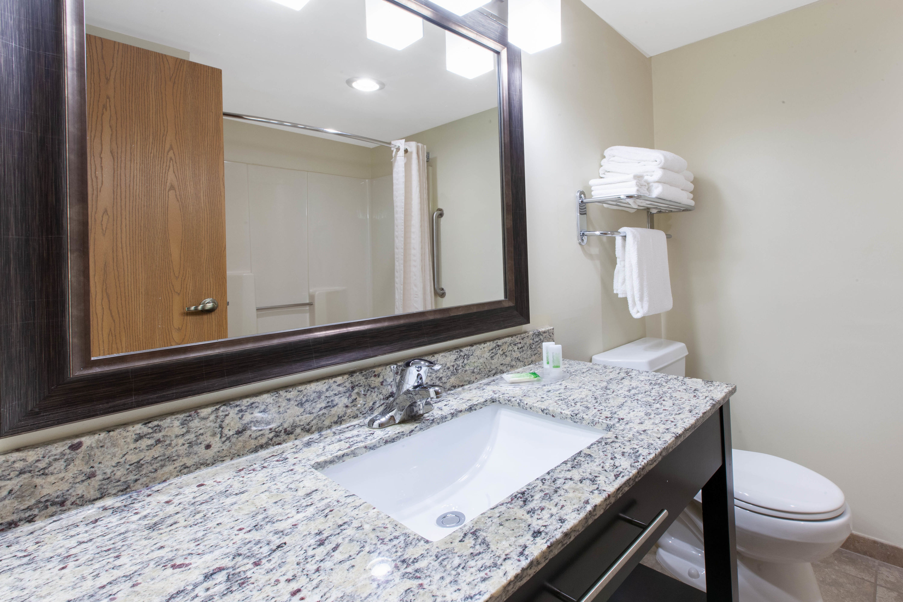 AmericInn by Wyndham Silver City | Silver City, MI Hotels
