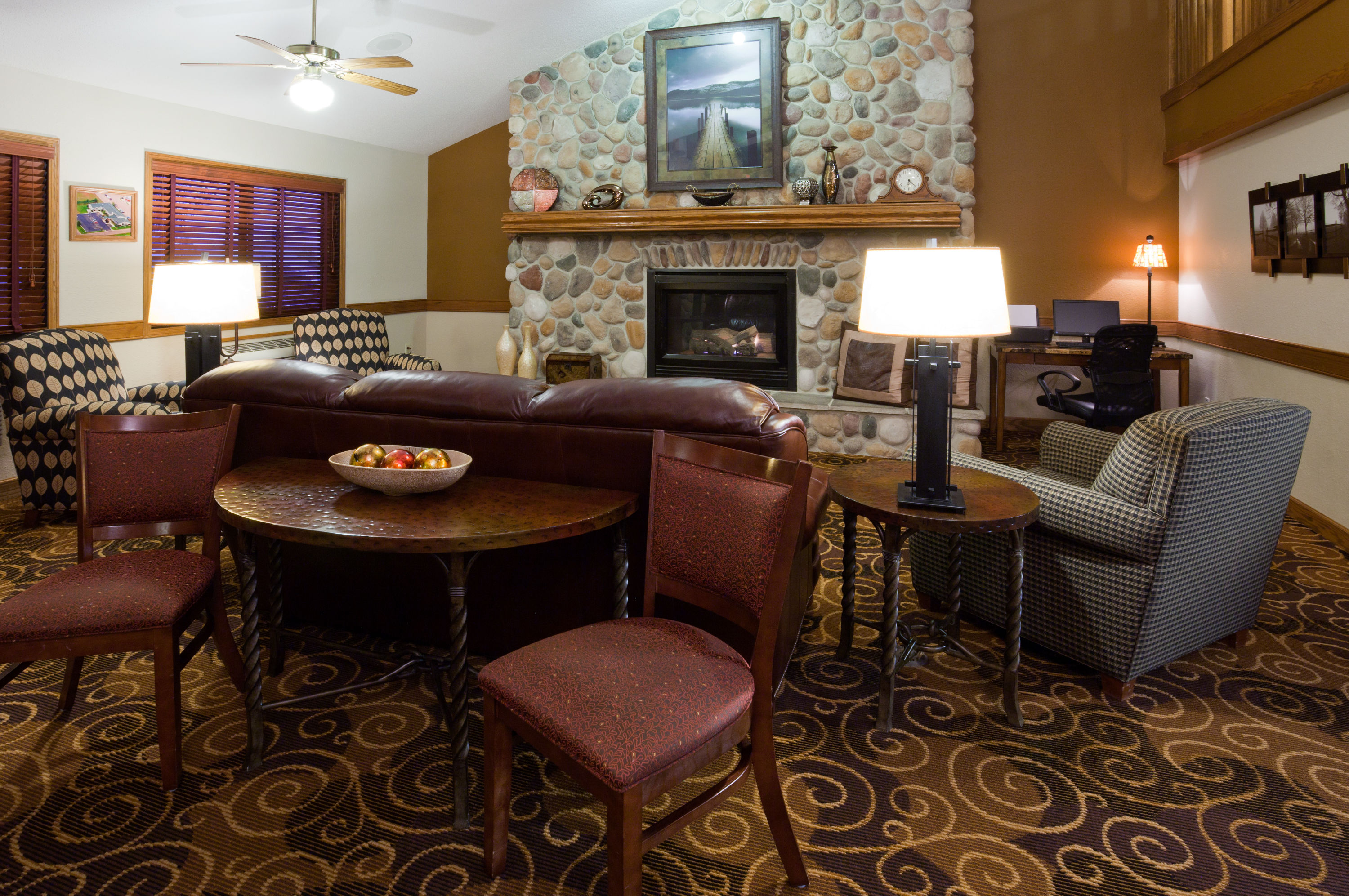 AmericInn by Wyndham Austin | Austin, MN Hotels