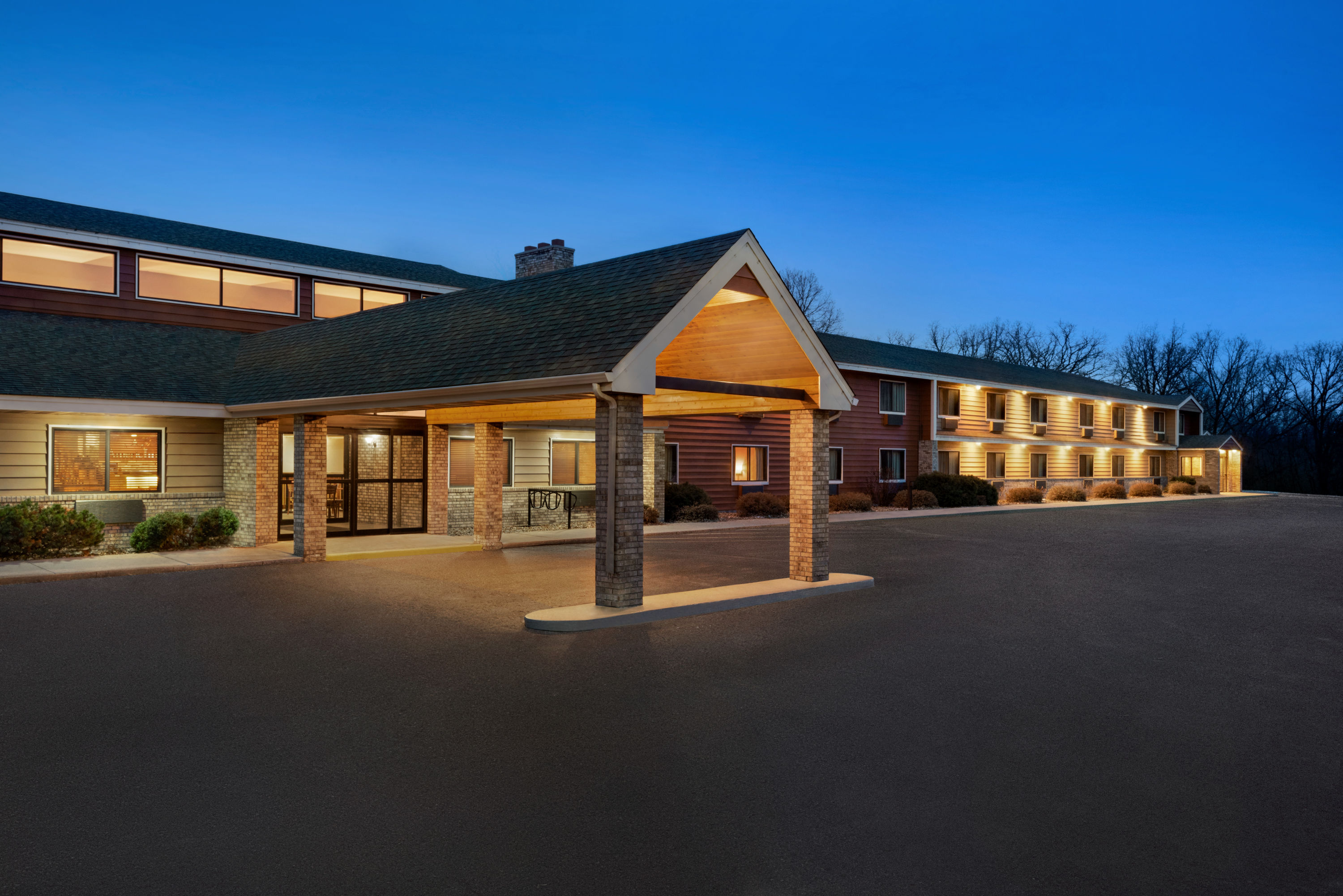 AmericInn by Wyndham Detroit Lakes | Detroit Lakes, MN Hotels