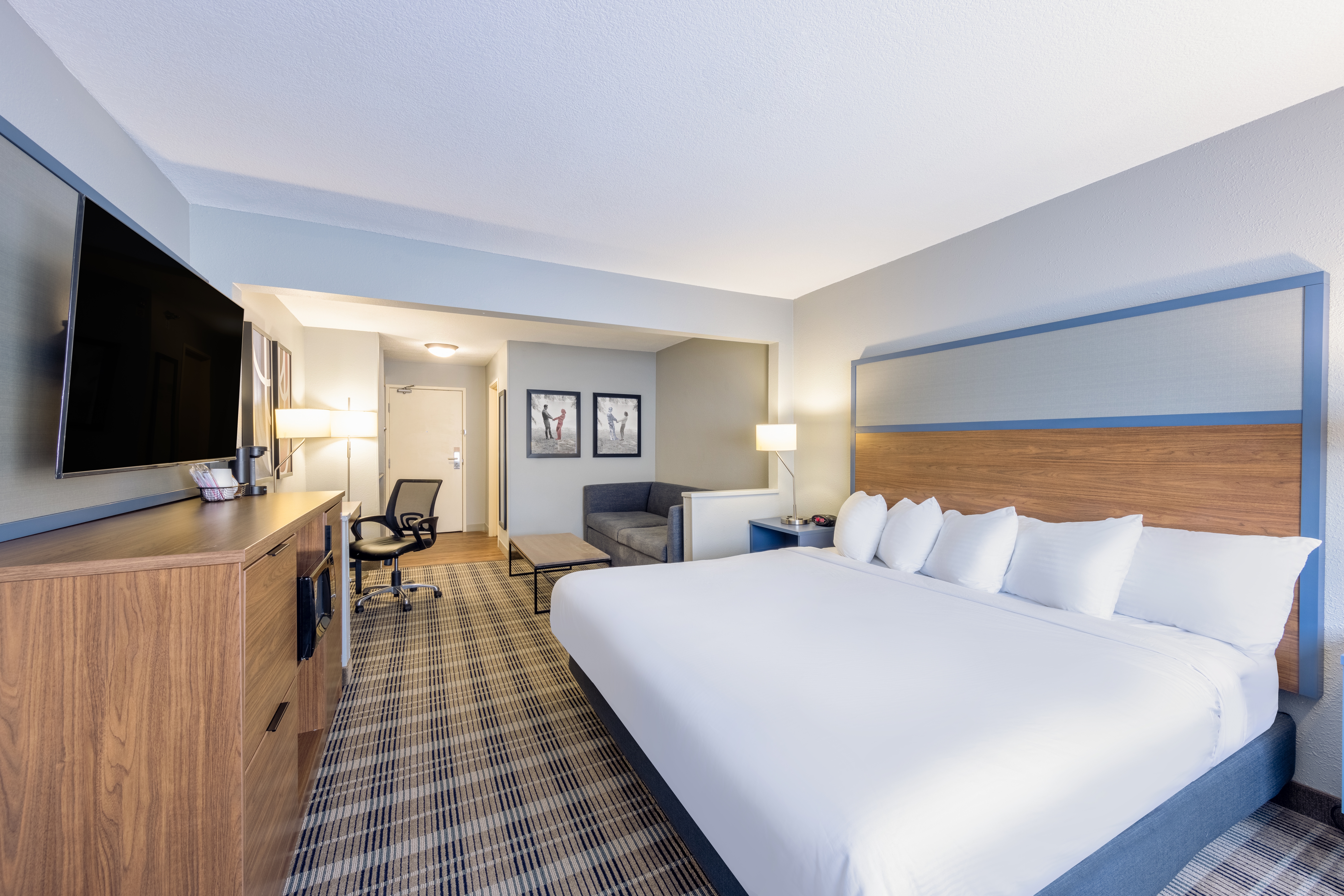 AmericInn by Wyndham Duluth | Duluth, MN Hotels