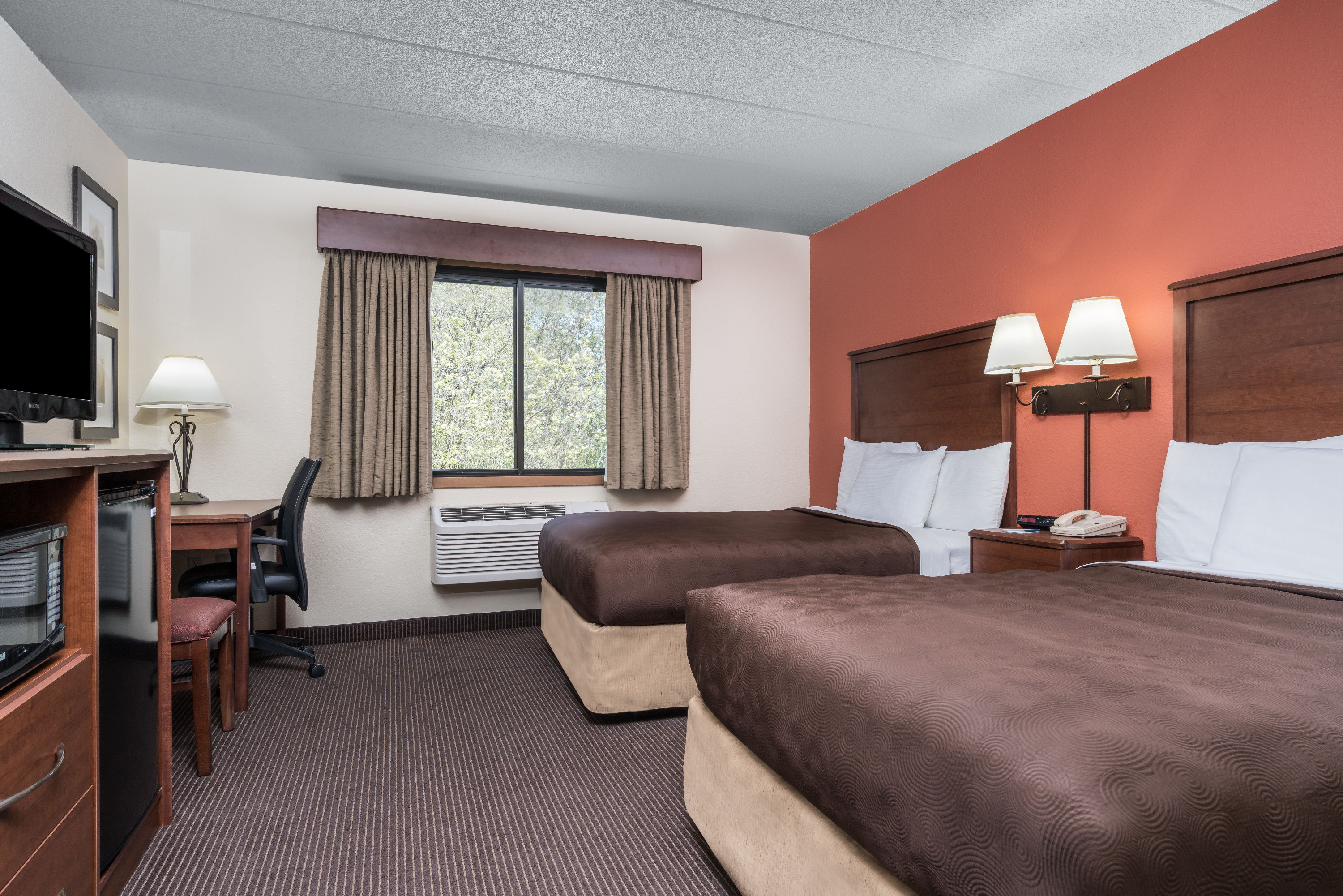 AmericInn by Wyndham Tofte Near Lake Superior | Tofte, MN Hotels