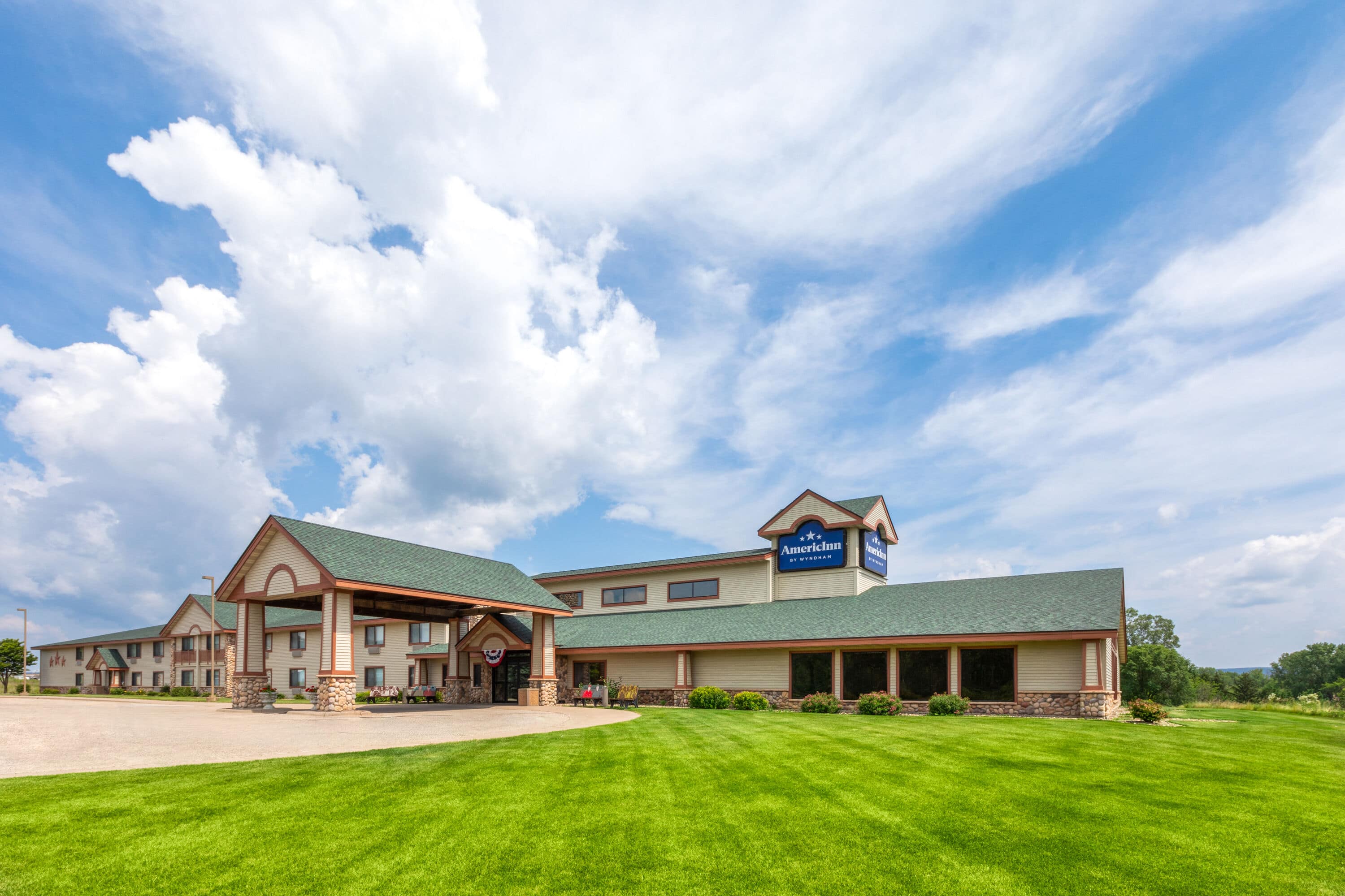 AmericInn by Wyndham Wabasha | Wabasha, MN Hotels