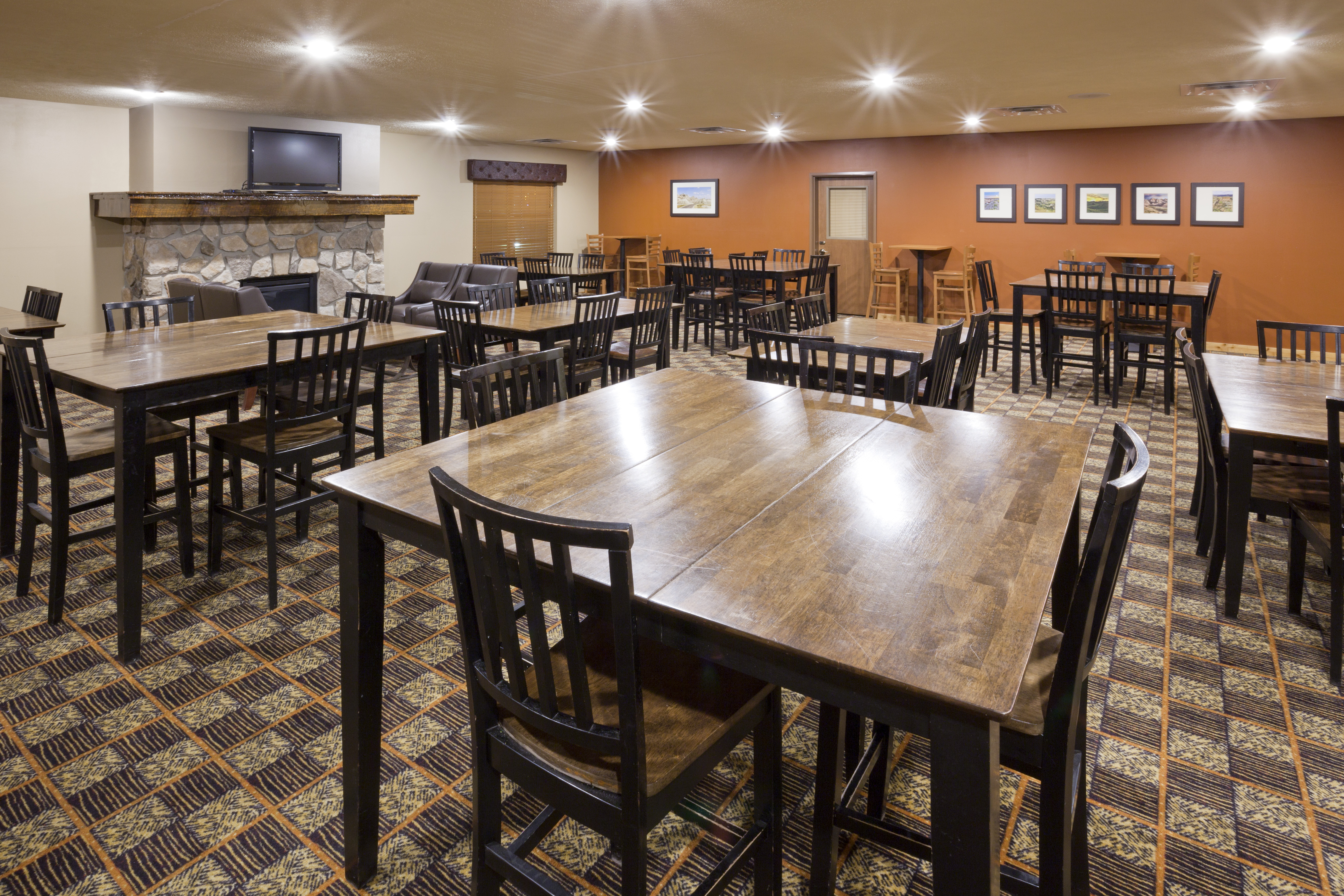 AmericInn by Wyndham Fargo Medical Center | Fargo, ND Hotels