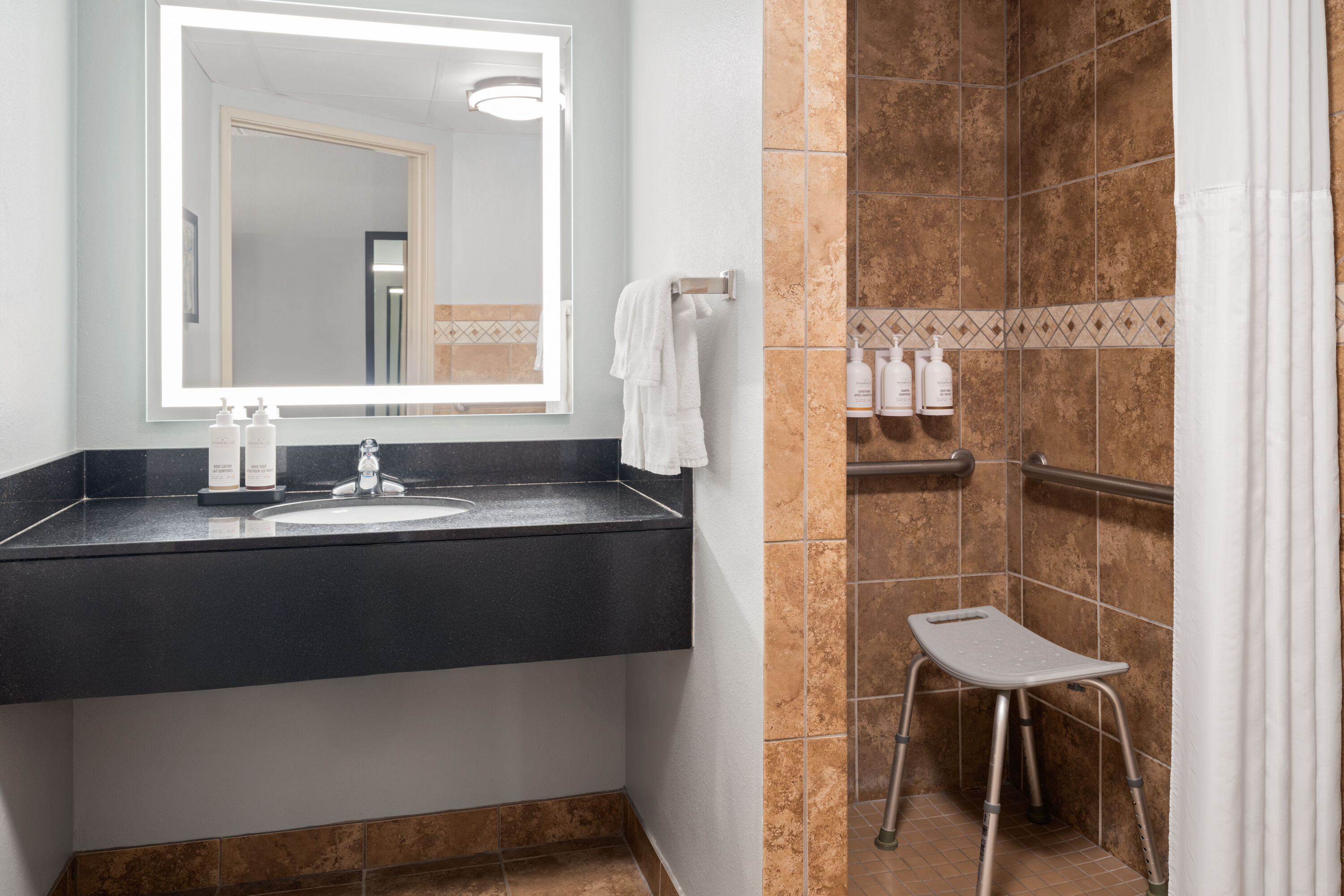 AmericInn by Wyndham Grand Forks | Grand Forks, ND Hotels