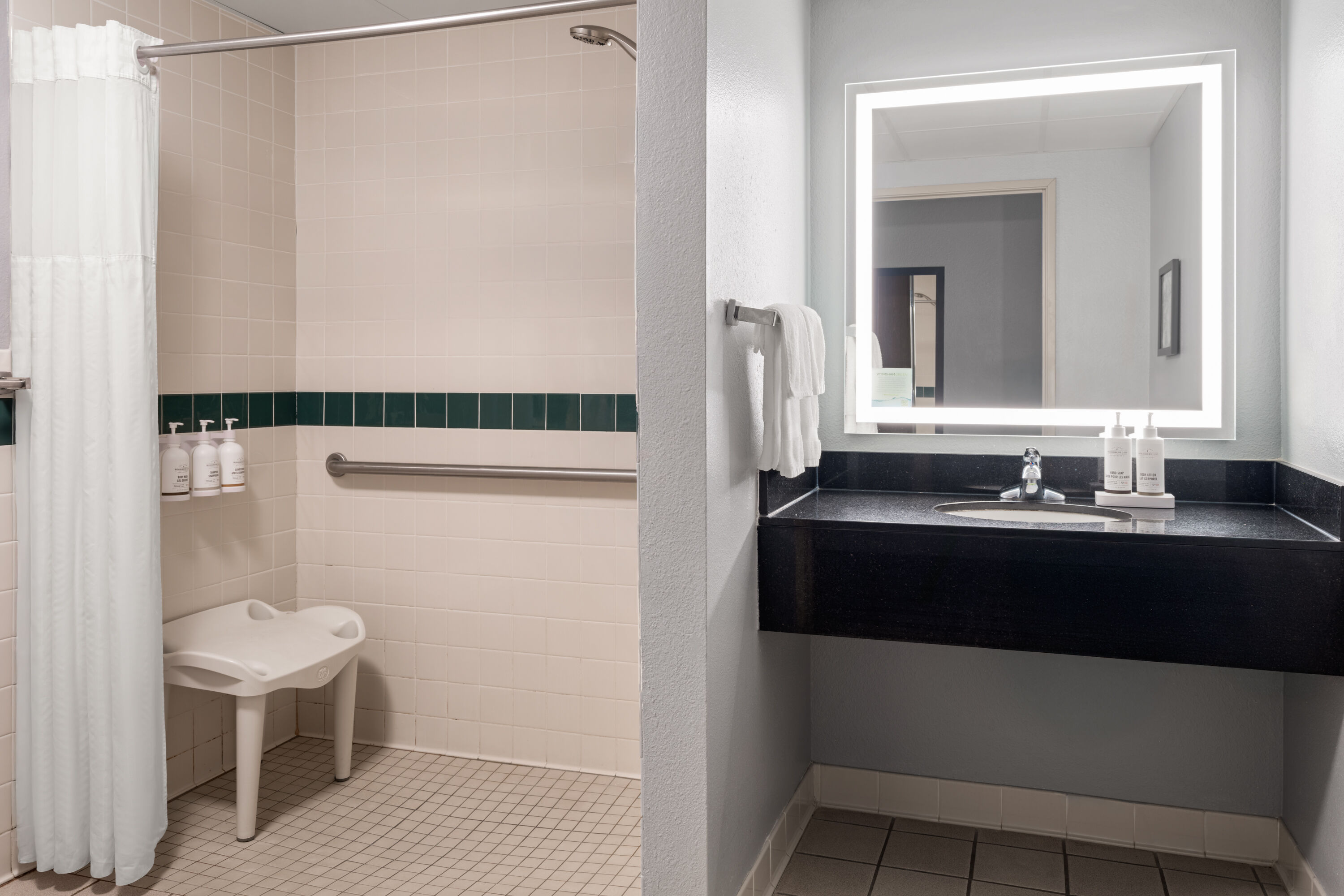 AmericInn by Wyndham Grand Forks | Grand Forks, ND Hotels