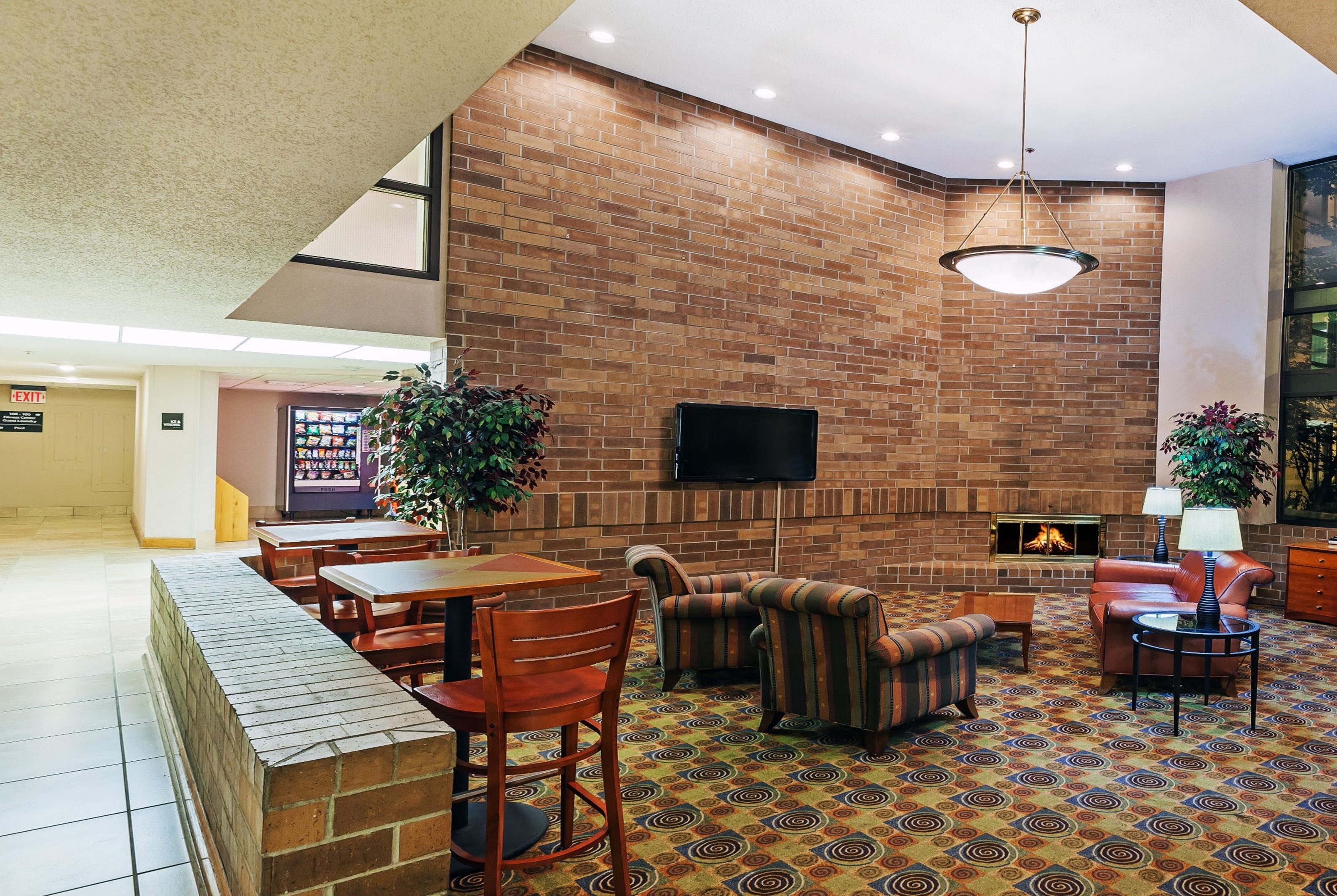 AmericInn by Wyndham Omaha | Omaha, NE Hotels