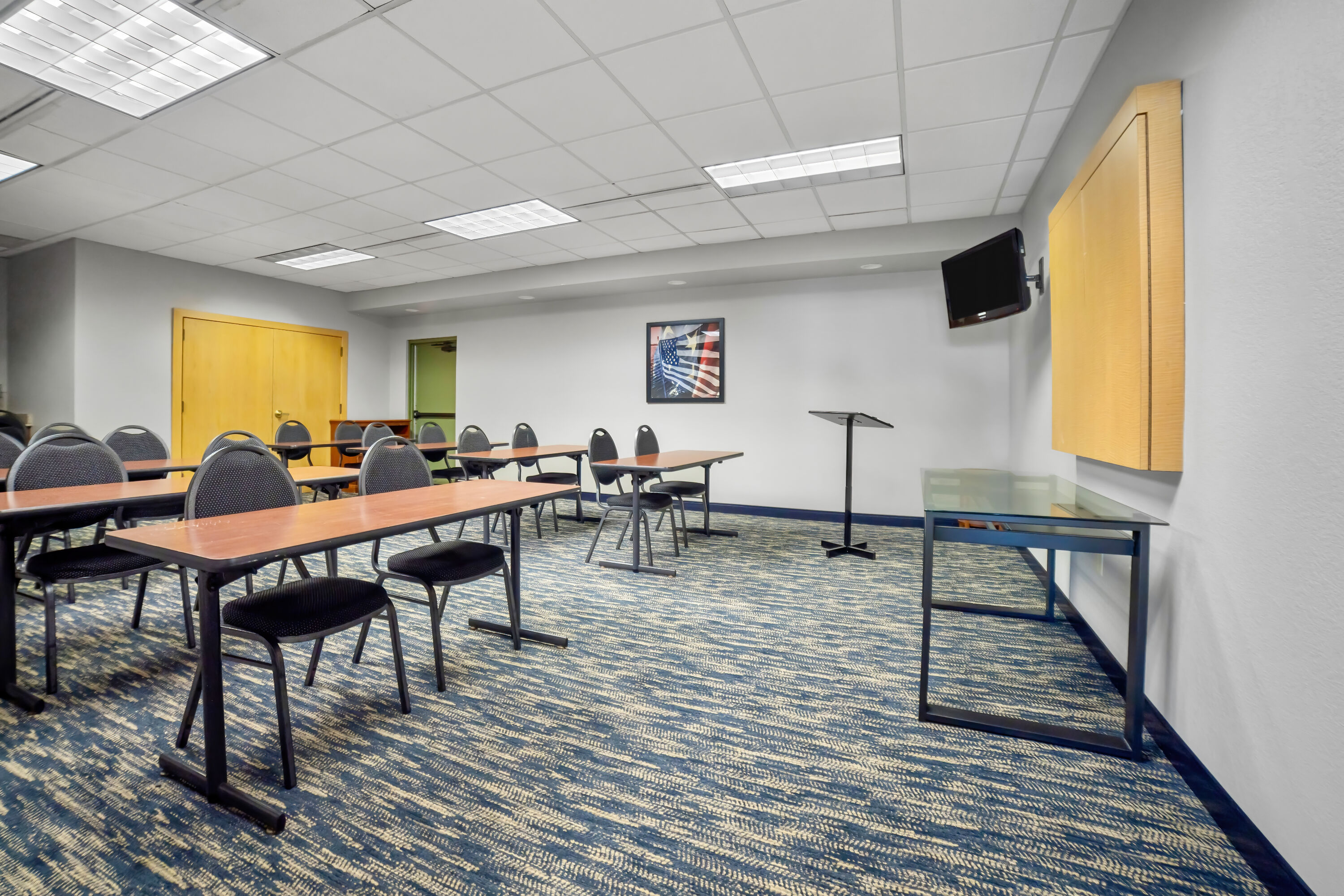 AmericInn by Wyndham Beloit | Beloit, WI Hotels