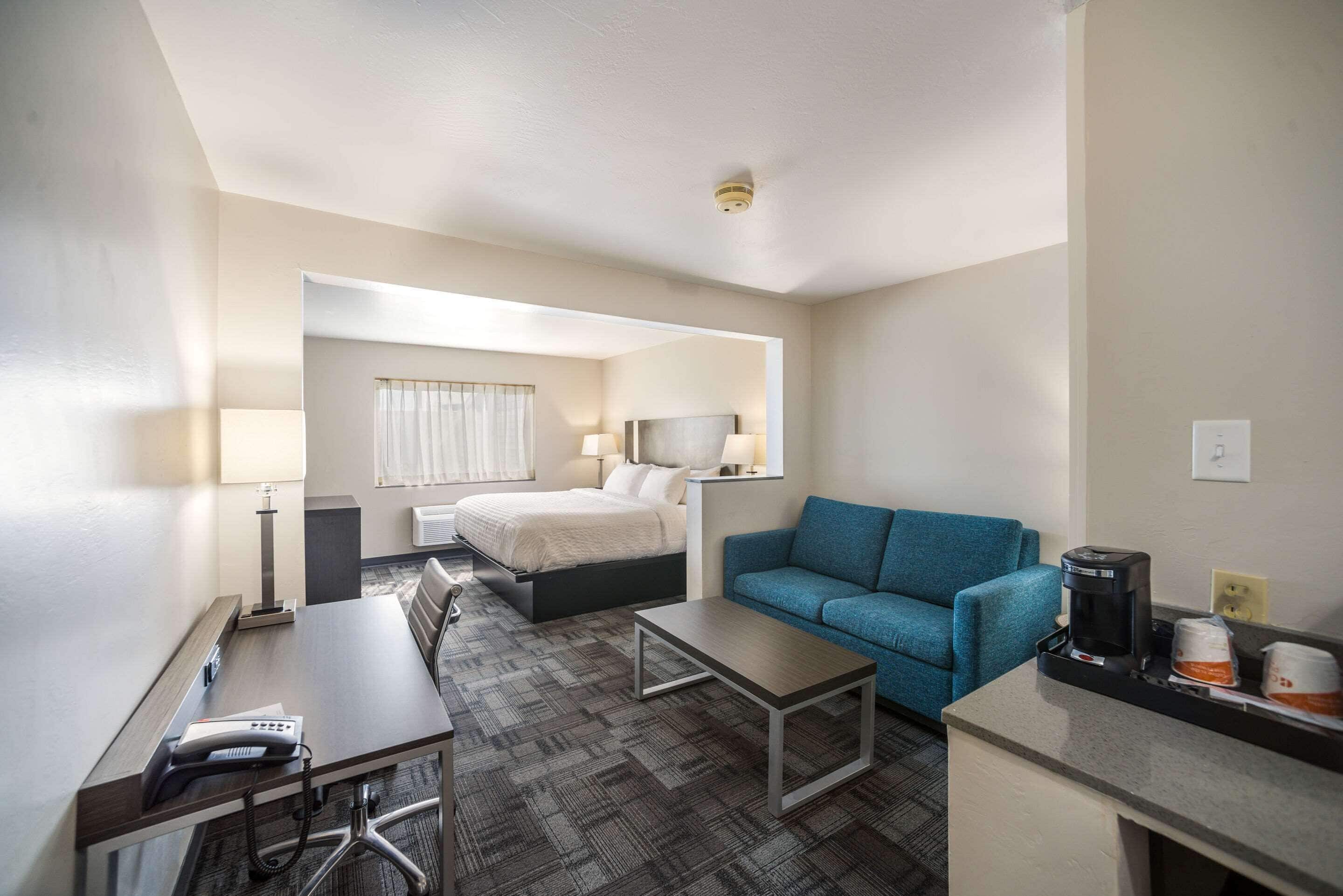 AmericInn by Wyndham Green Bay Near Stadium | Green Bay, WI Hotels