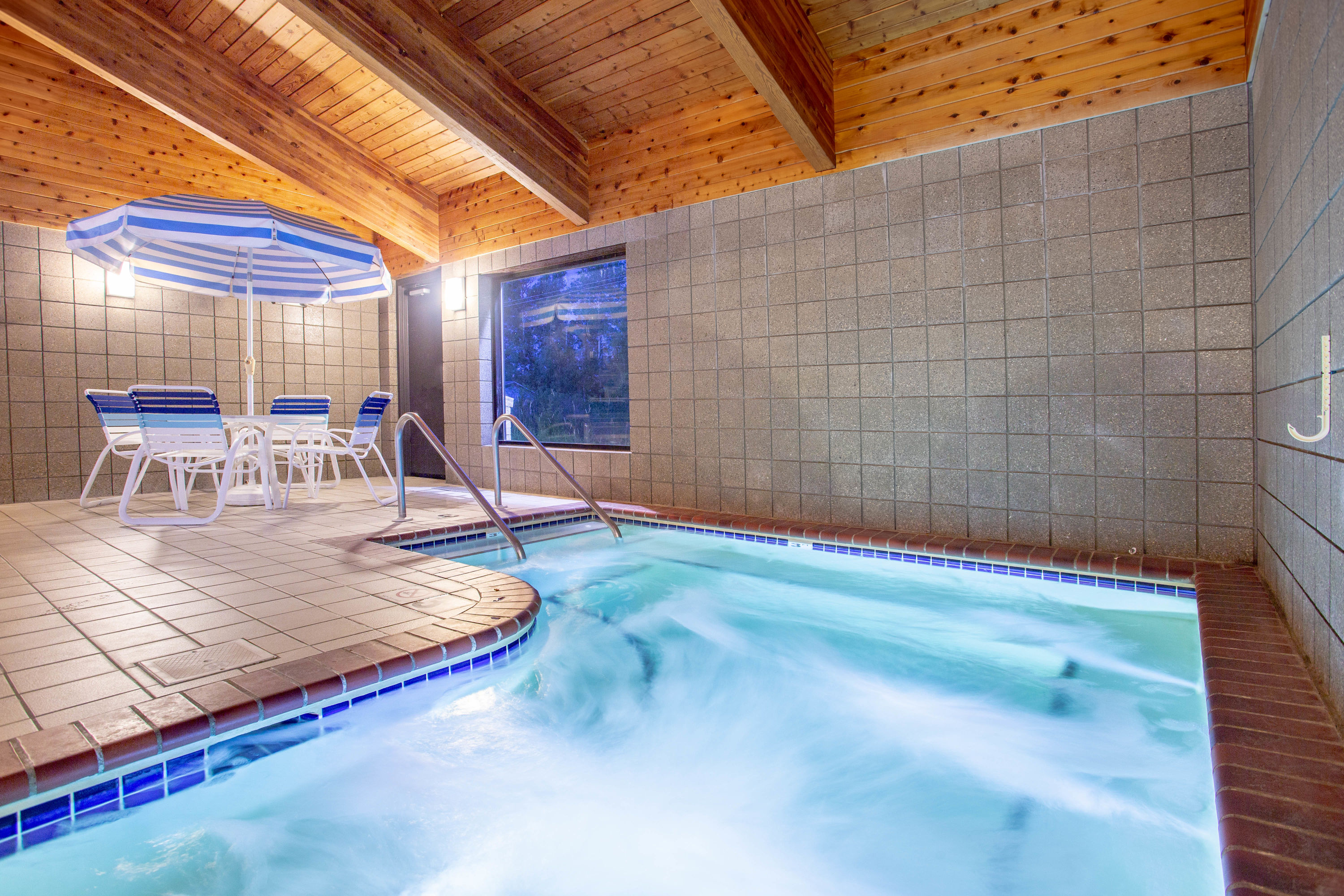 AmericInn by Wyndham Hayward | Hayward, WI Hotels