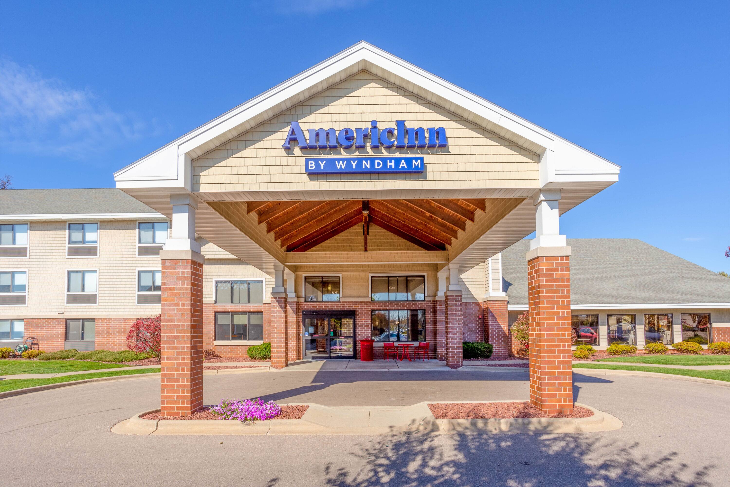 AmericInn by Wyndham Madison South | Monona, WI Hotels