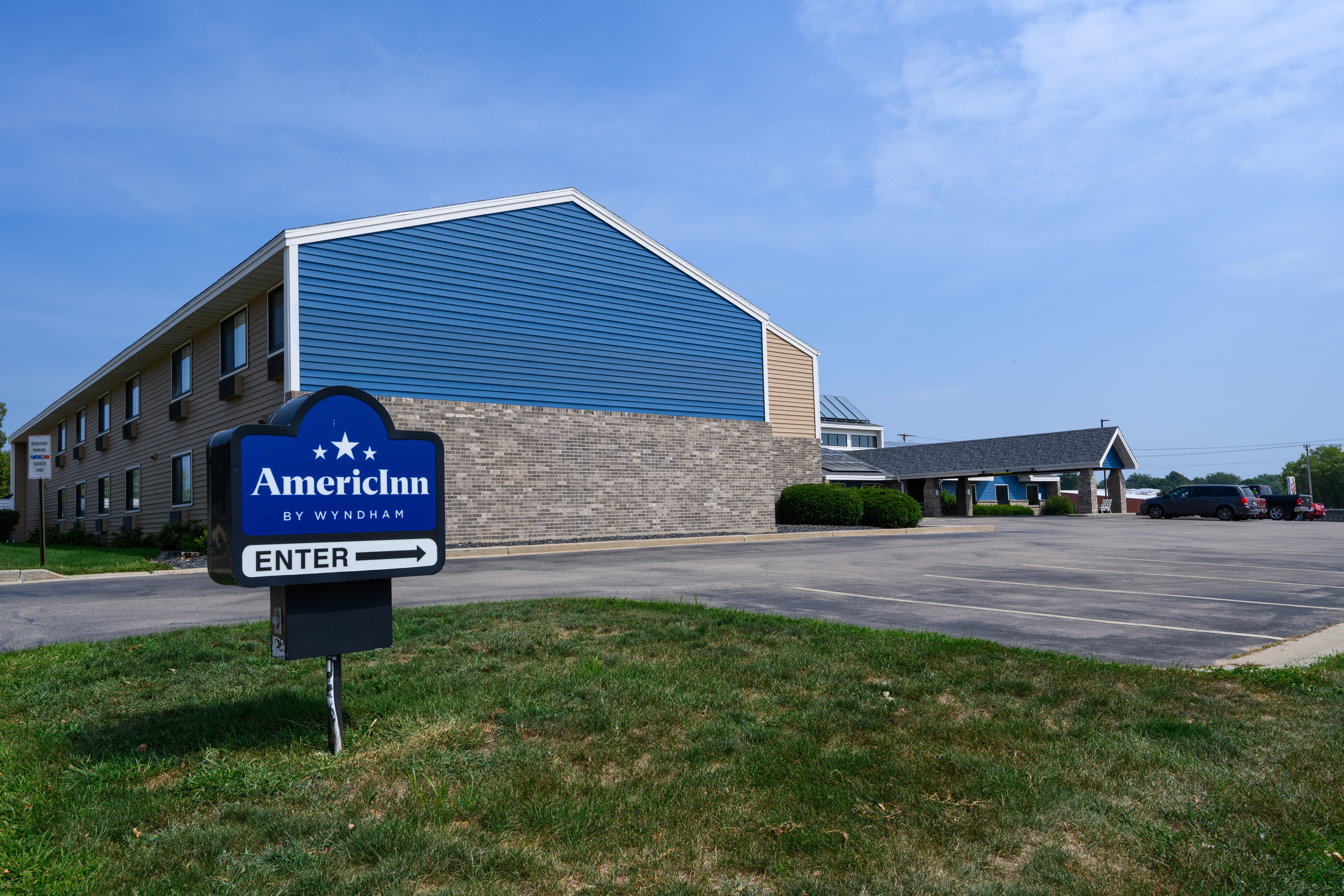 AmericInn by Wyndham Monroe | Monroe, WI Hotels