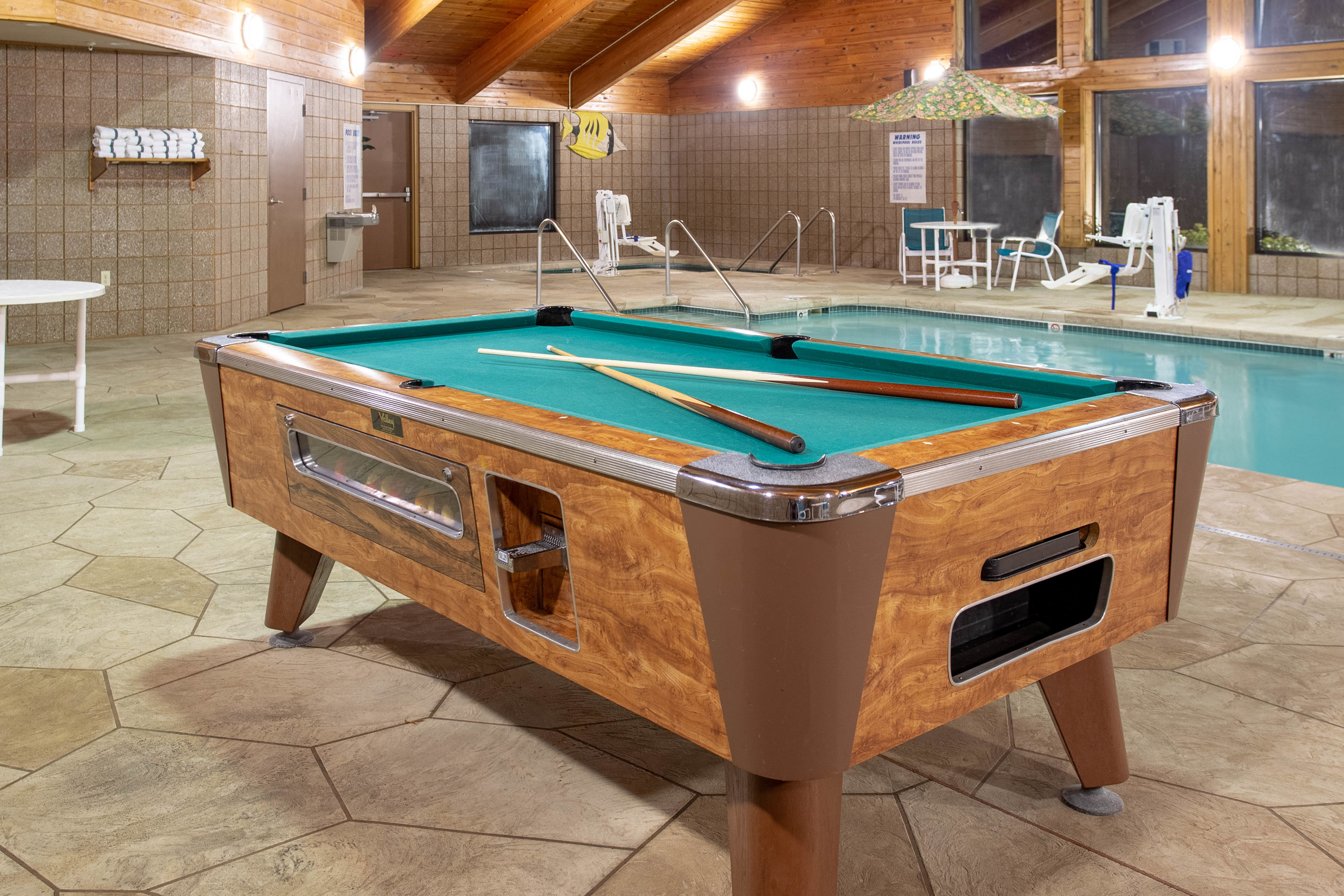 AmericInn by Wyndham Sheboygan | Sheboygan, WI Hotels