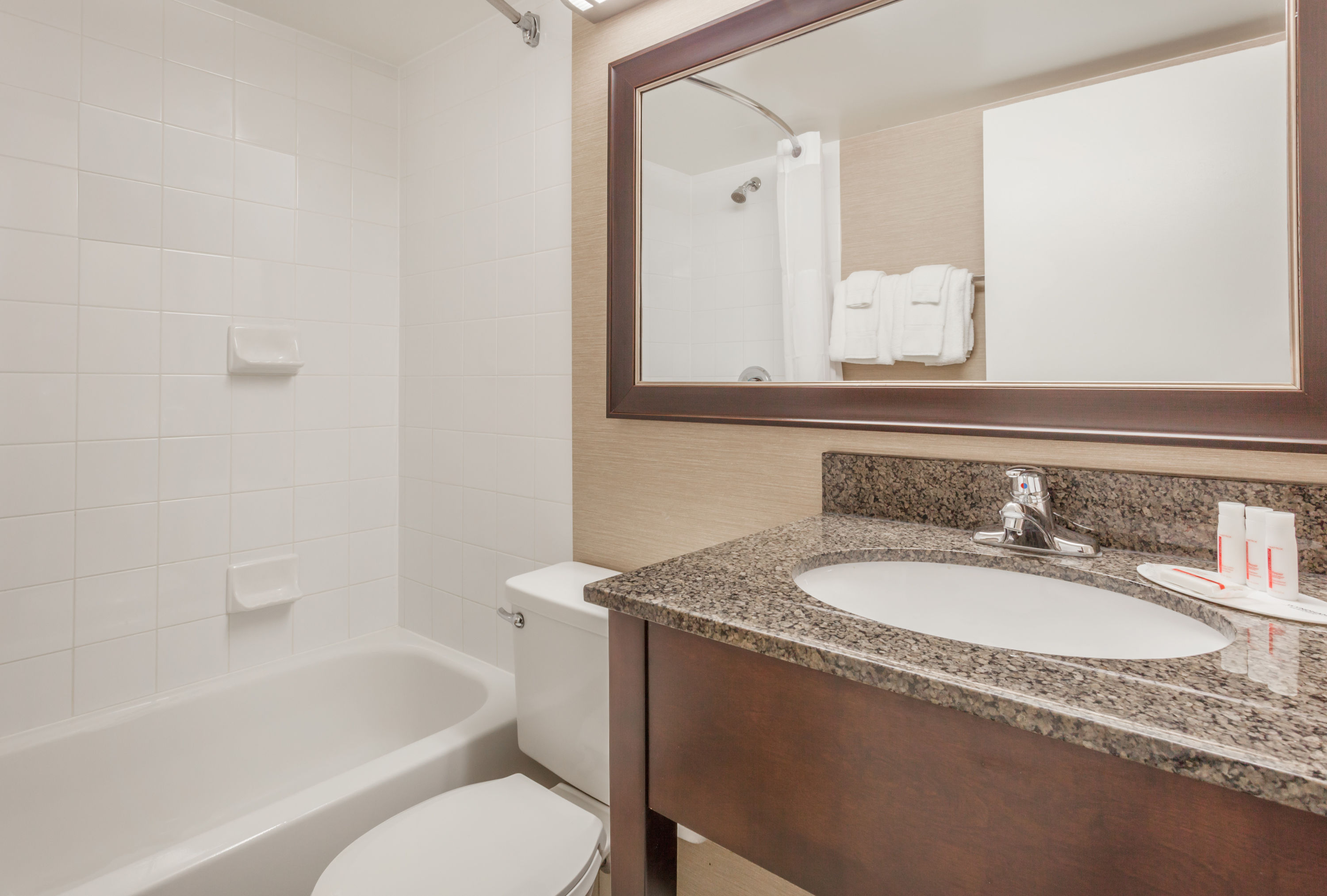 Baymont by Wyndham Red Deer | Red Deer, AB Hotels