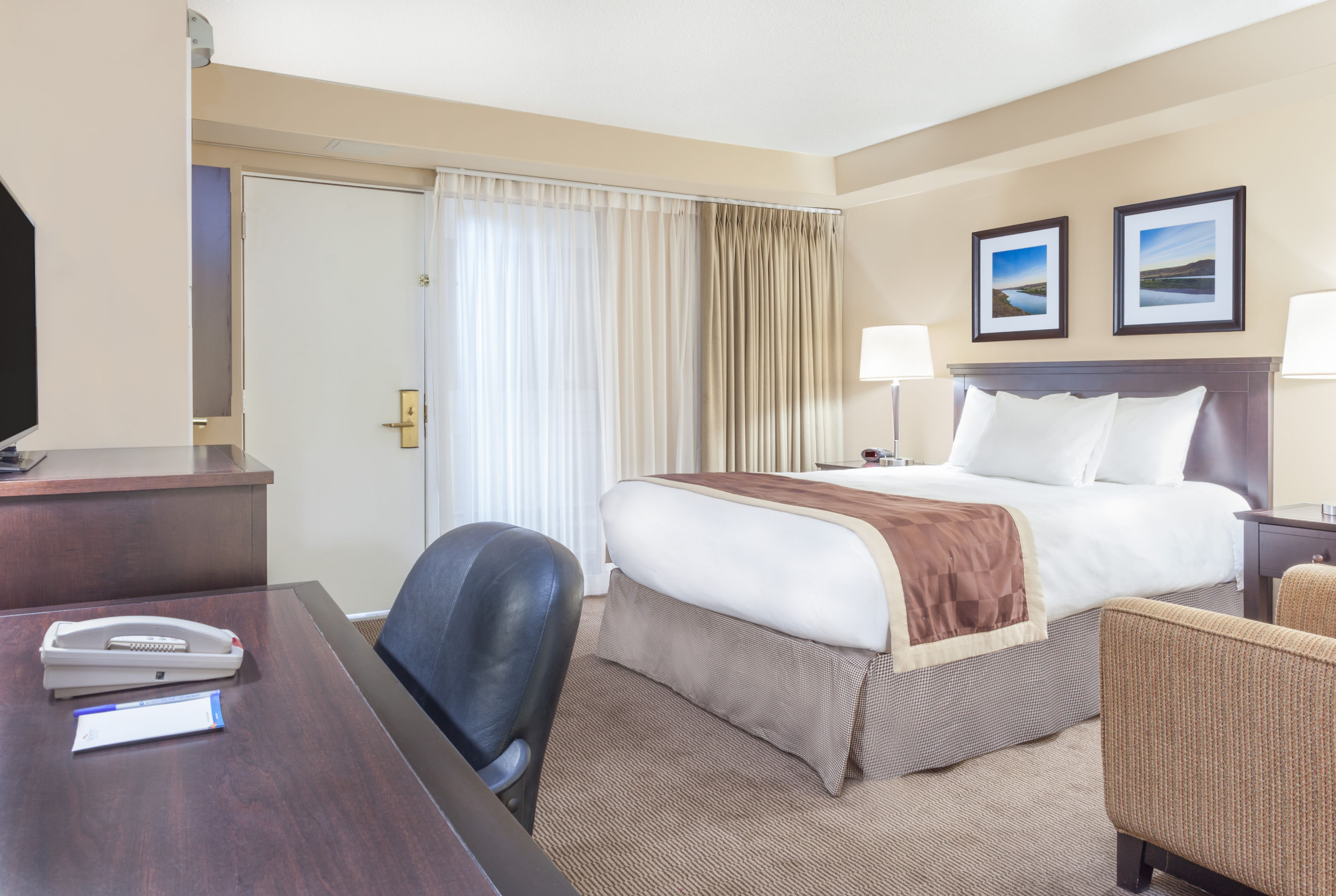 Baymont by Wyndham Red Deer | Red Deer, AB Hotels