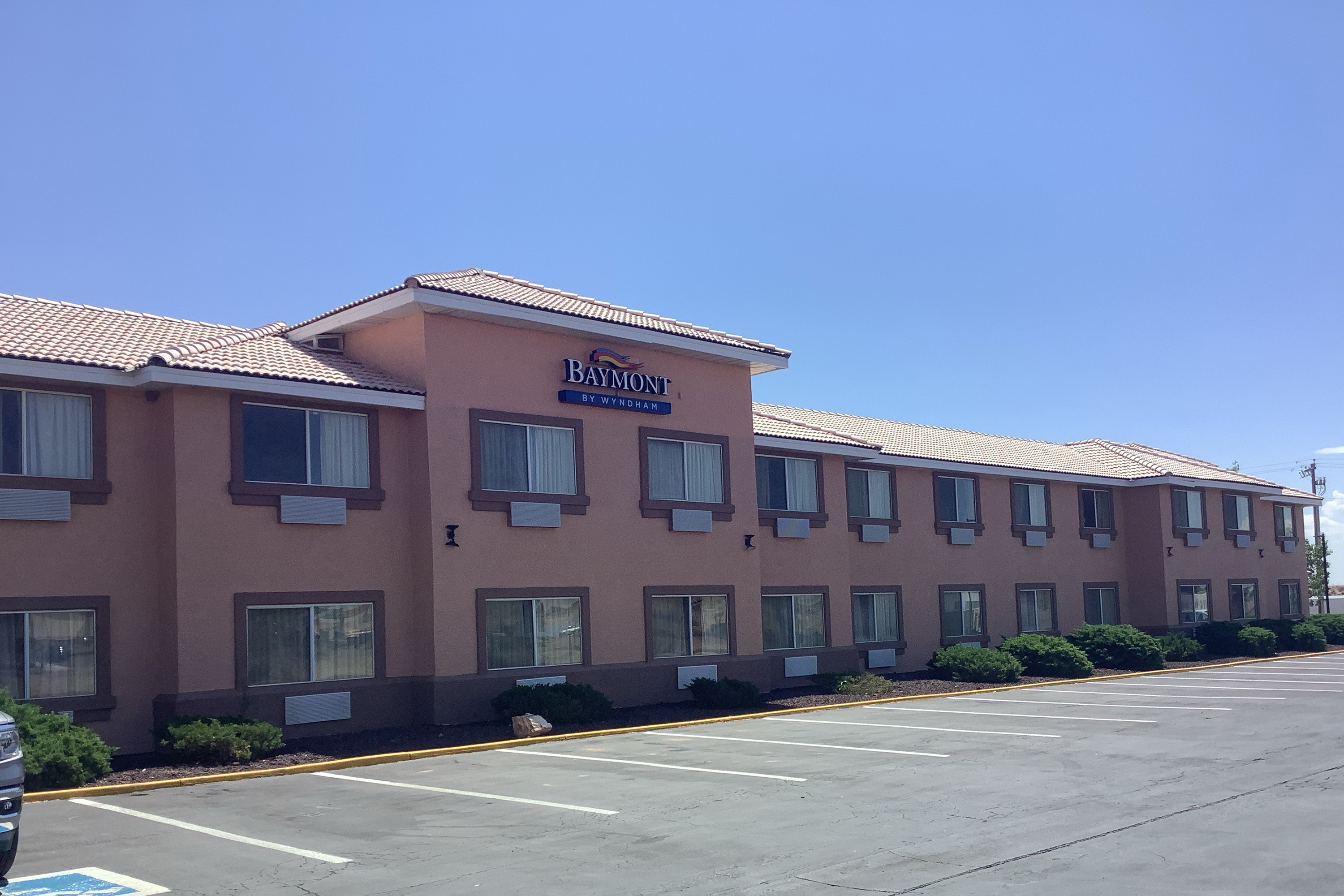 Baymont by Wyndham Holbrook | Holbrook, AZ Hotels