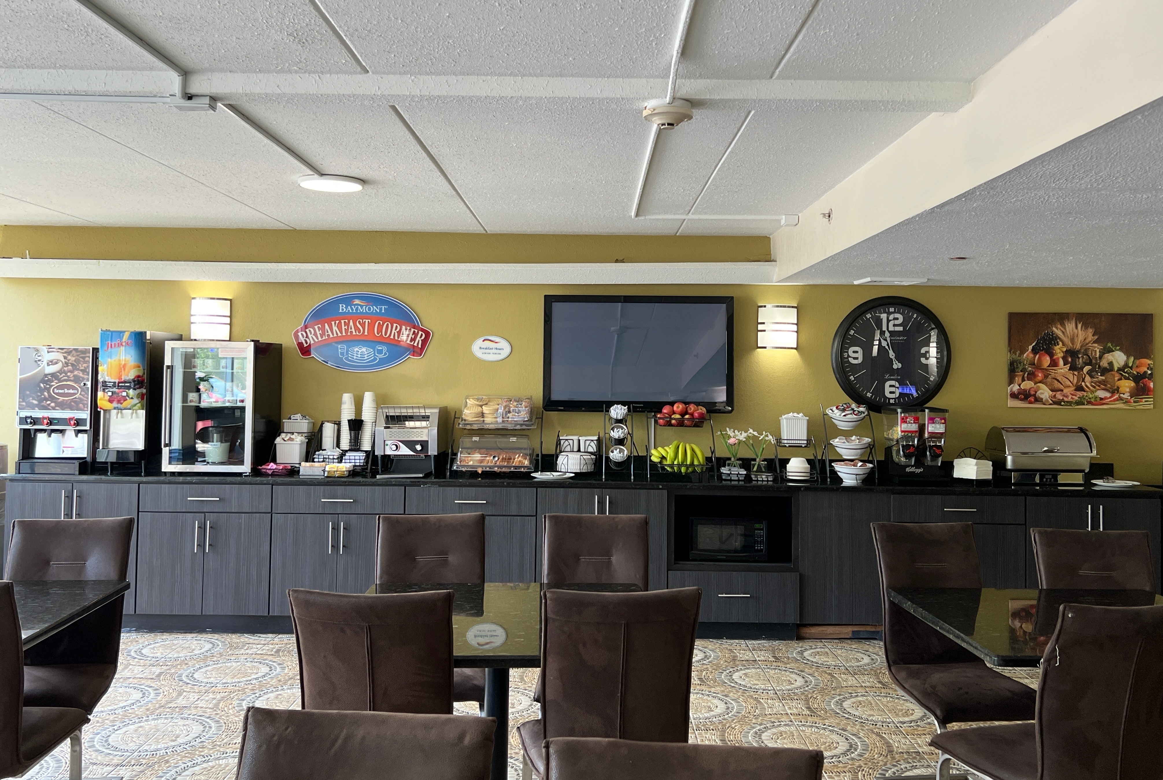 Baymont by Wyndham Addison | Addison, IL Hotels