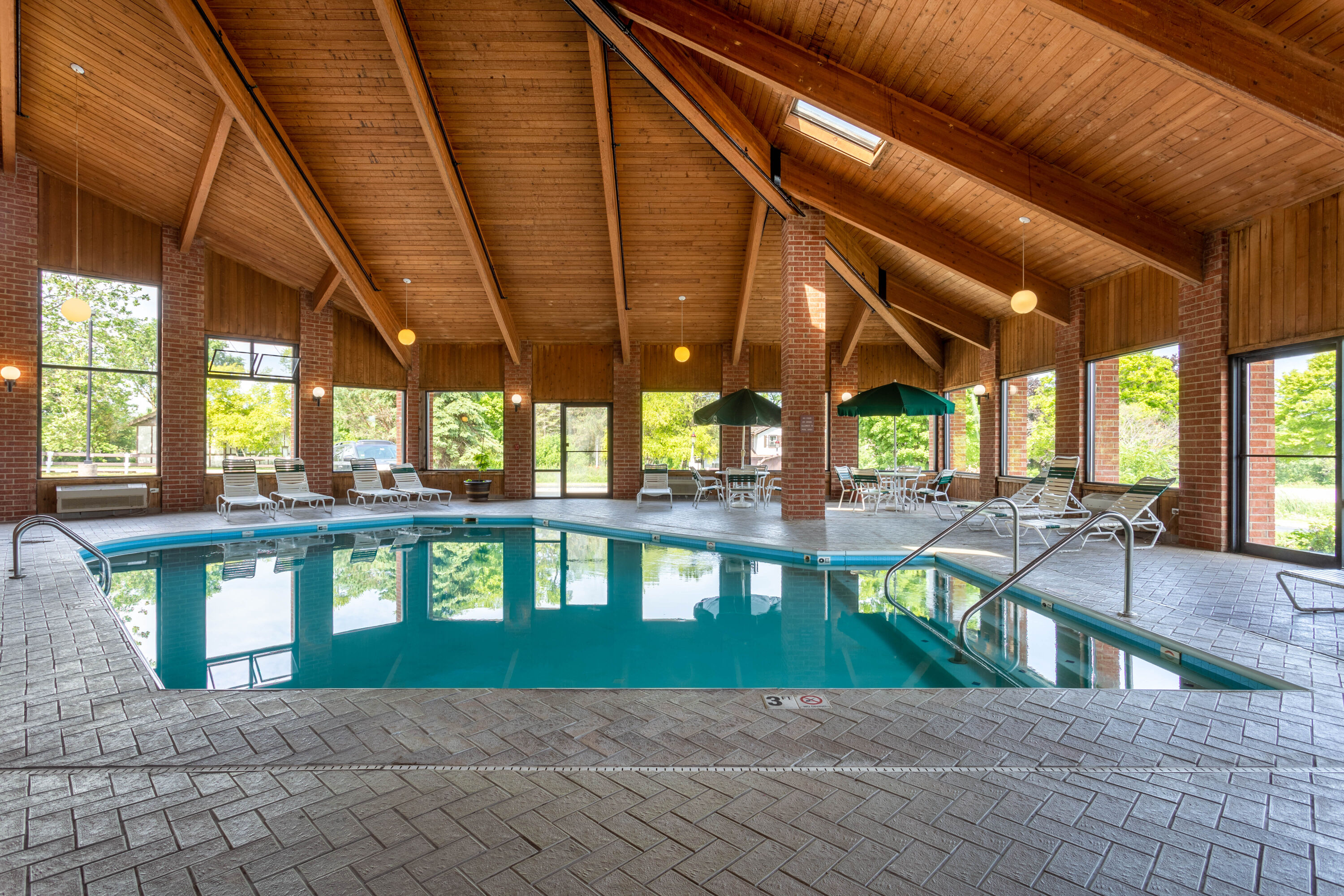 Baymont by Wyndham Harvard | Harvard, IL Hotels