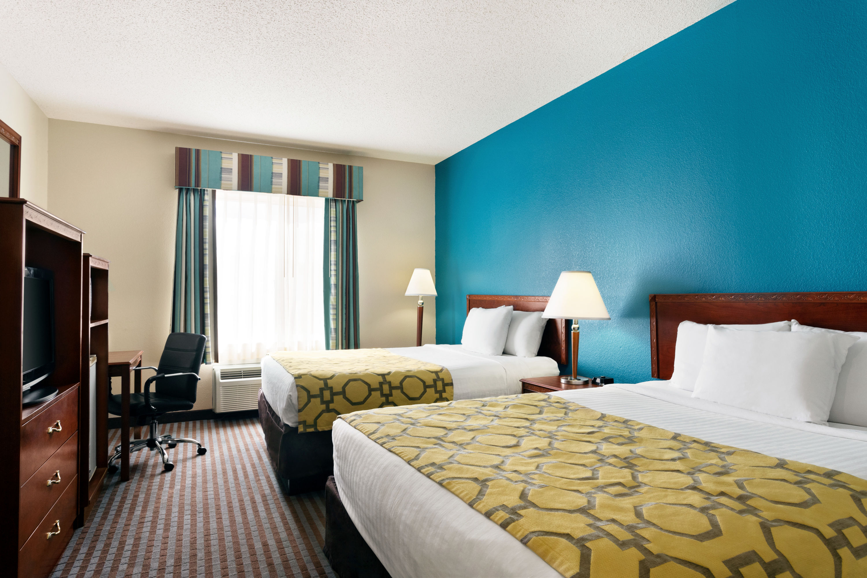 Baymont by Wyndham Elizabethtown | Elizabethtown, KY Hotels