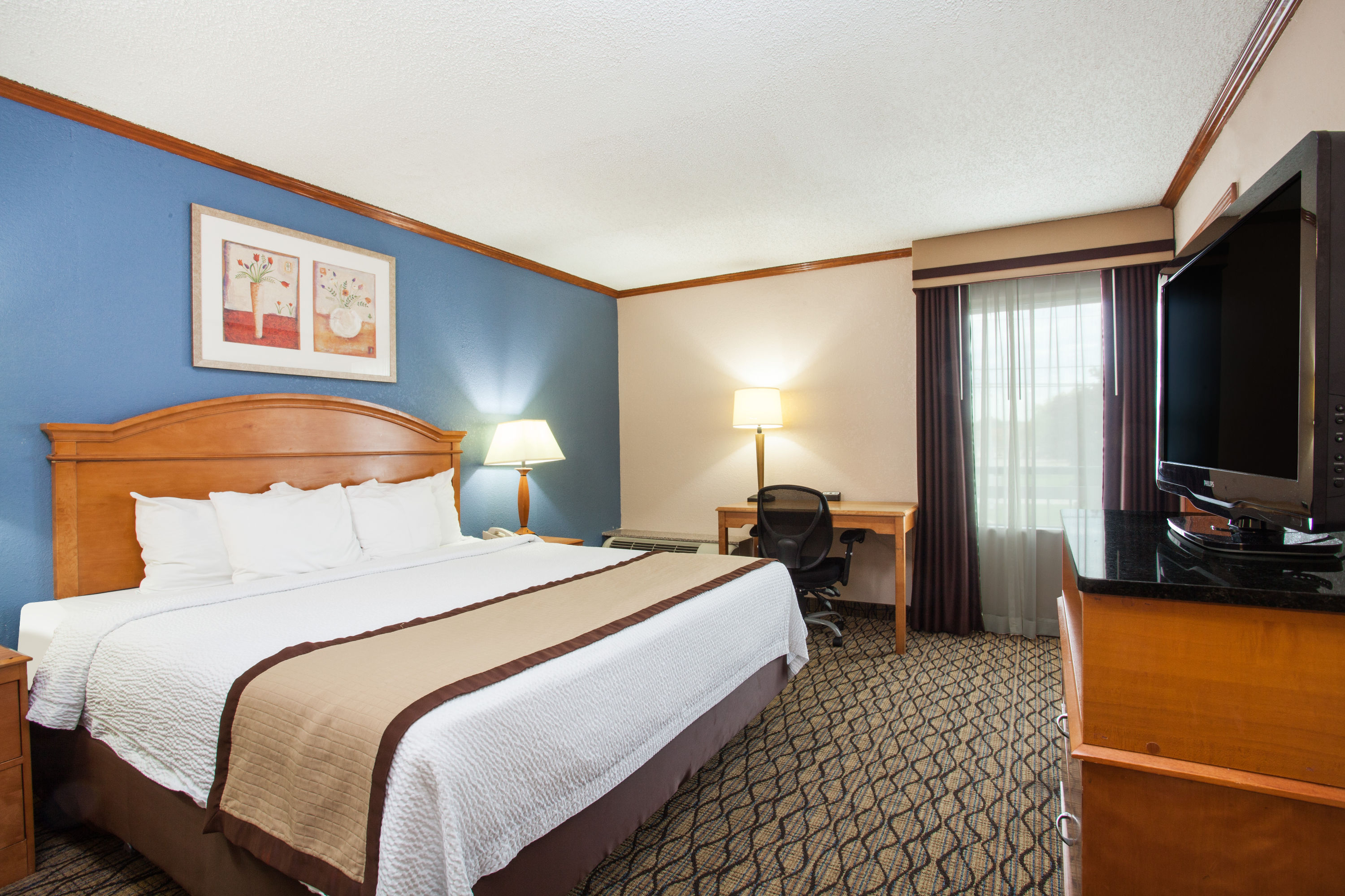Baymont by Wyndham Madison Heights Detroit Area | Madison Heights, MI ...