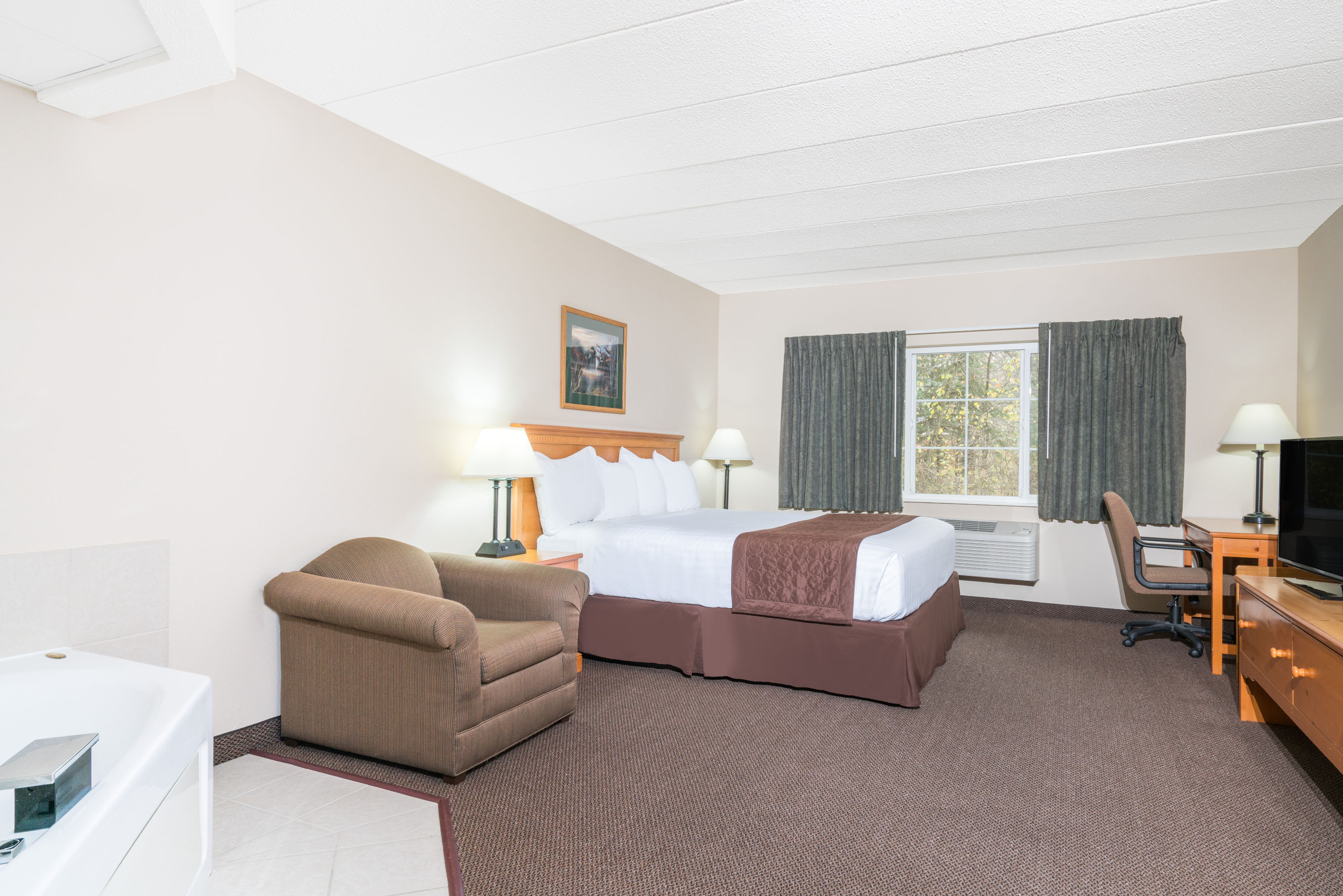 Baymont by Wyndham Baxter/Brainerd Area | Baxter, MN Hotels
