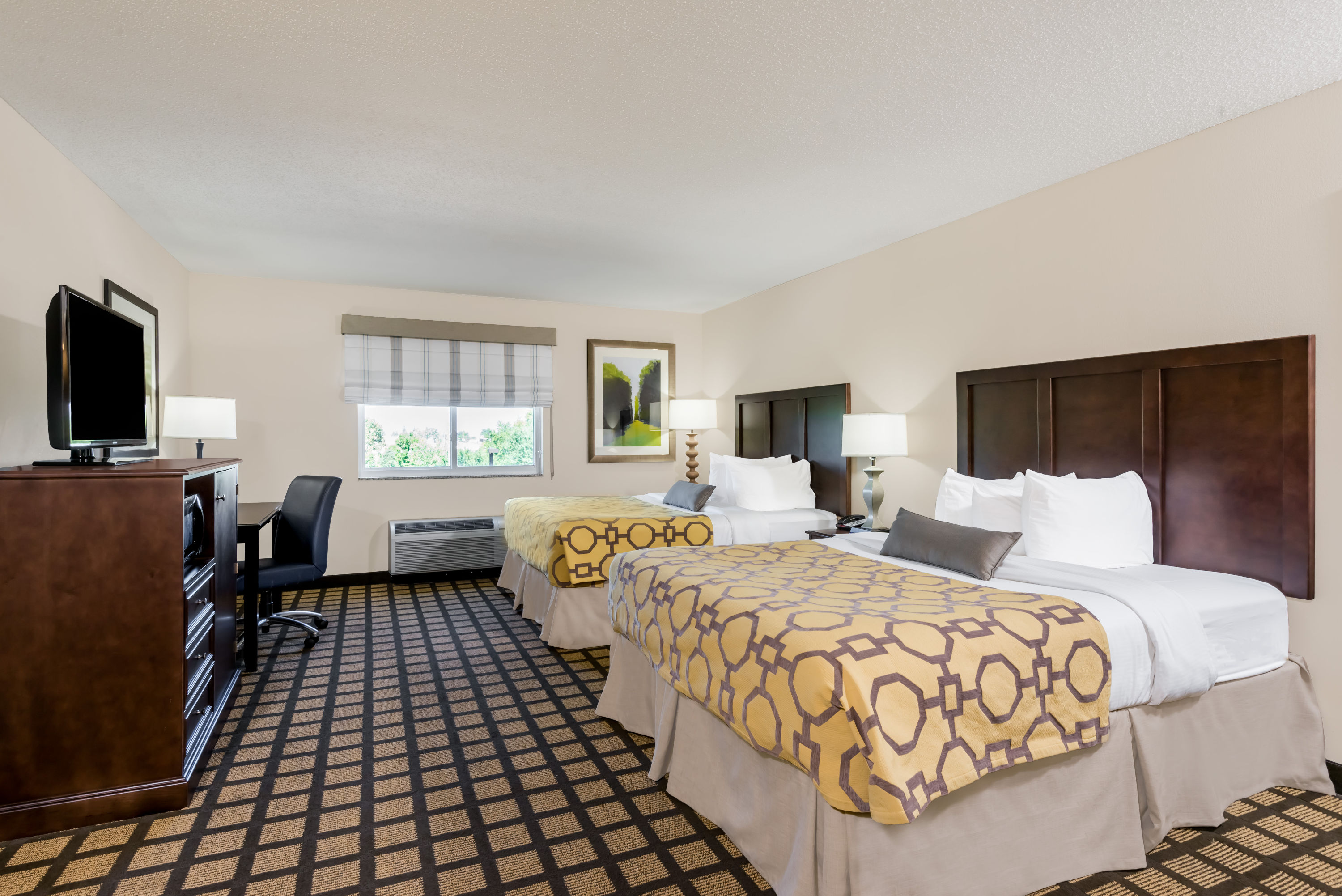 Baymont by Wyndham Erie | Erie, PA Hotels