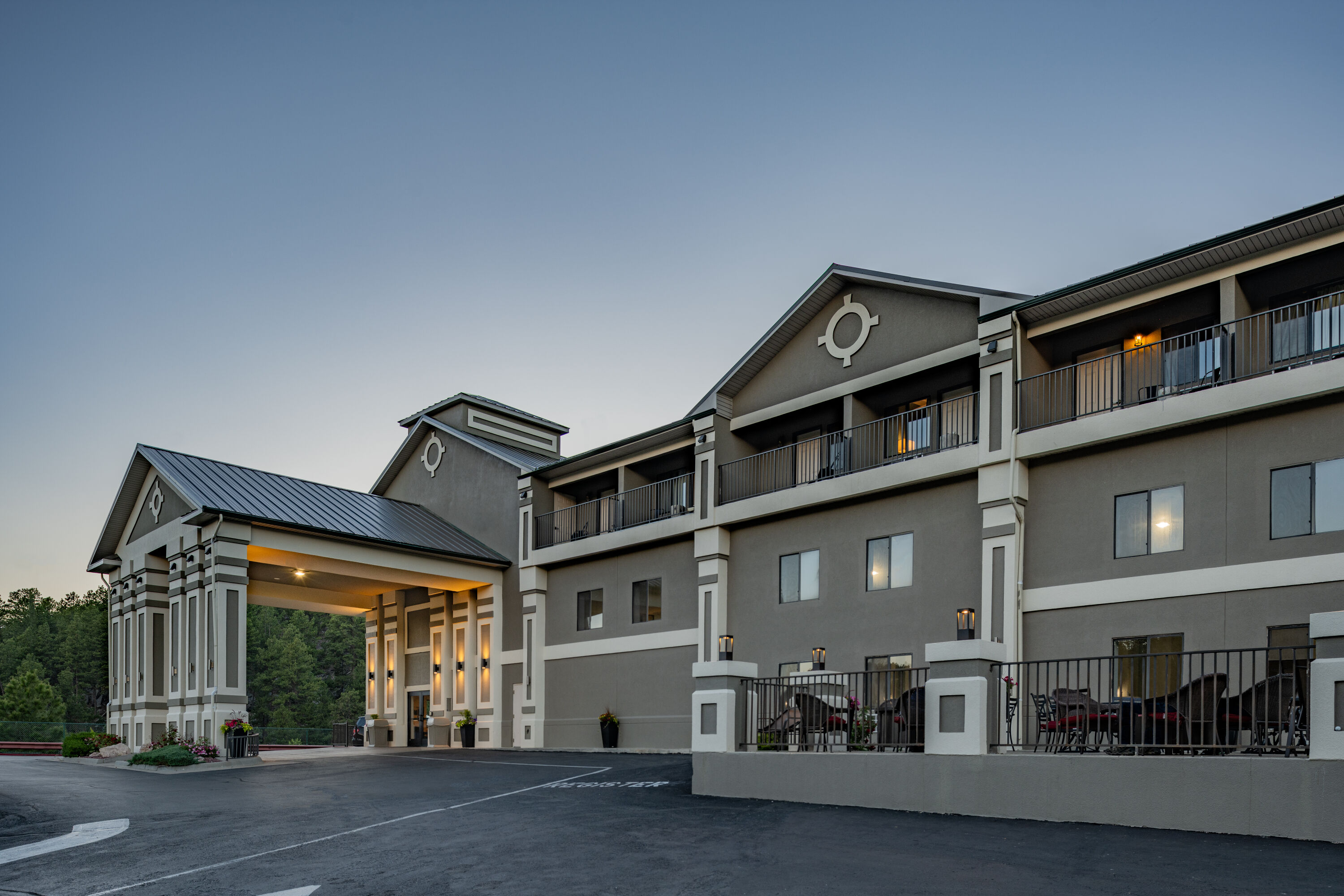 Baymont by Wyndham Keystone Near Mt. Rushmore | Keystone, SD Hotels