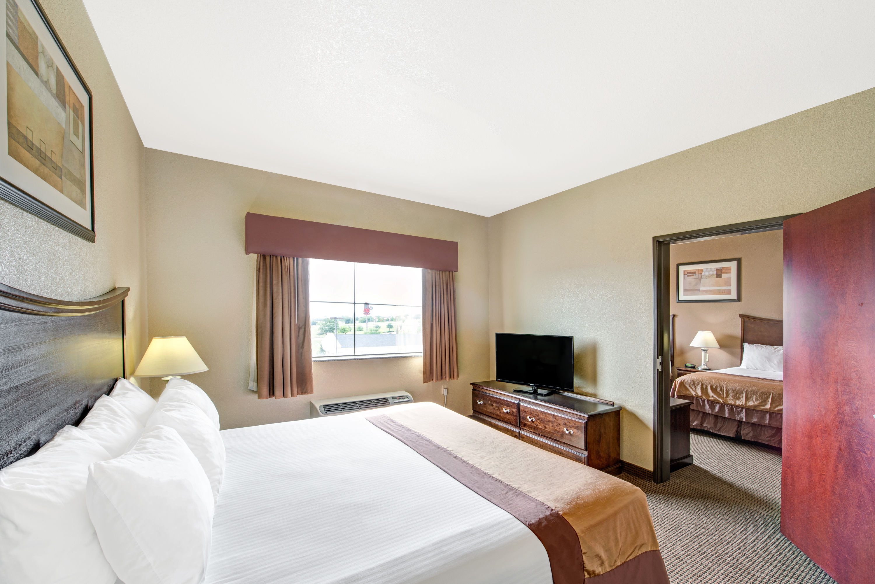 Baymont by Wyndham Decatur | Decatur, TX Hotels
