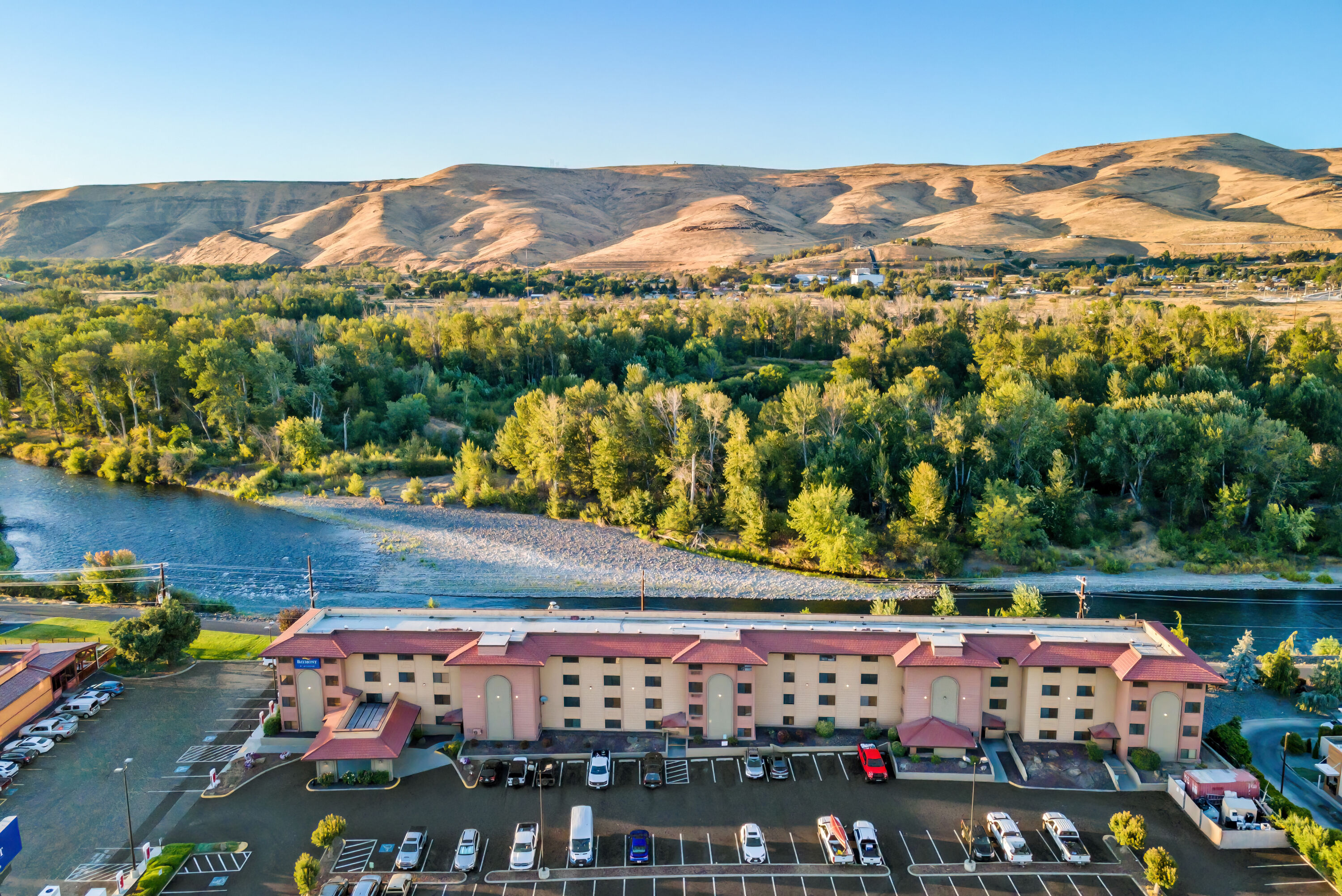 Baymont by Wyndham Yakima Riverfront | Yakima, WA Hotels