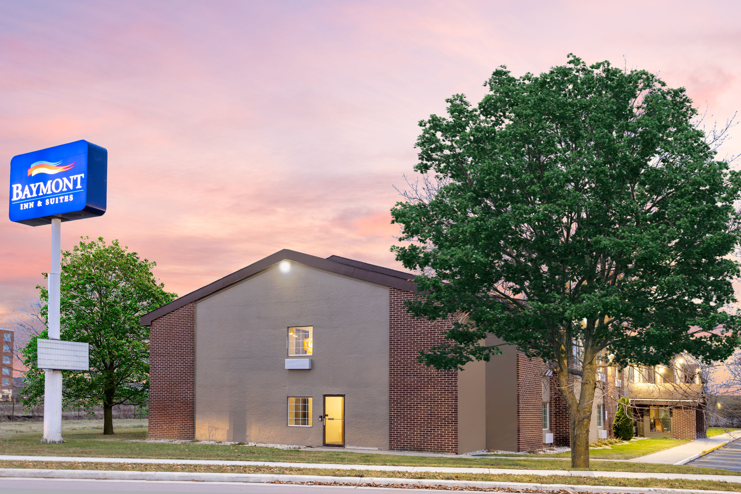 Baymont by Wyndham Beloit | Beloit, WI Hotels
