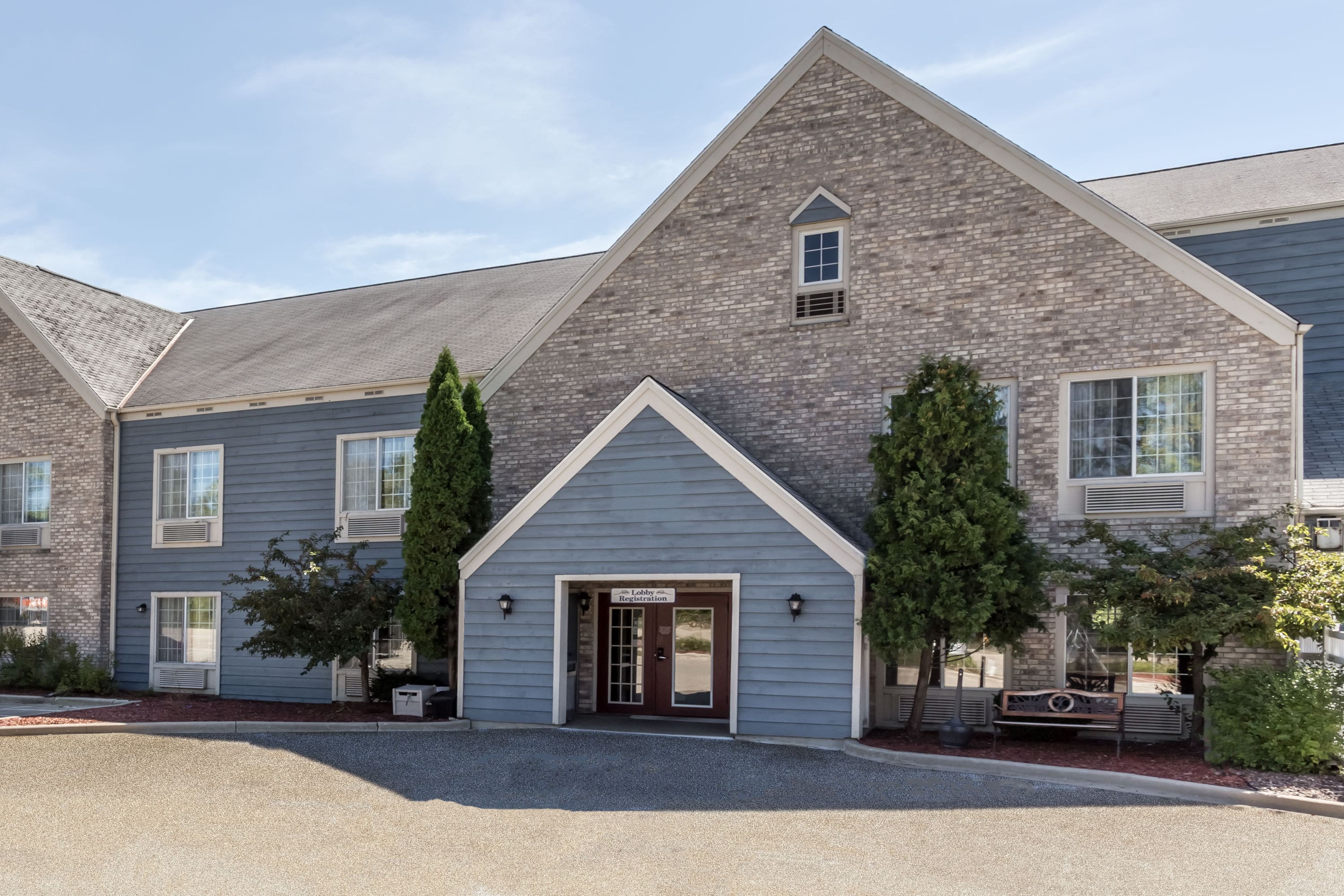 Baymont by Wyndham Mequon Milwaukee Area | Mequon, WI Hotels