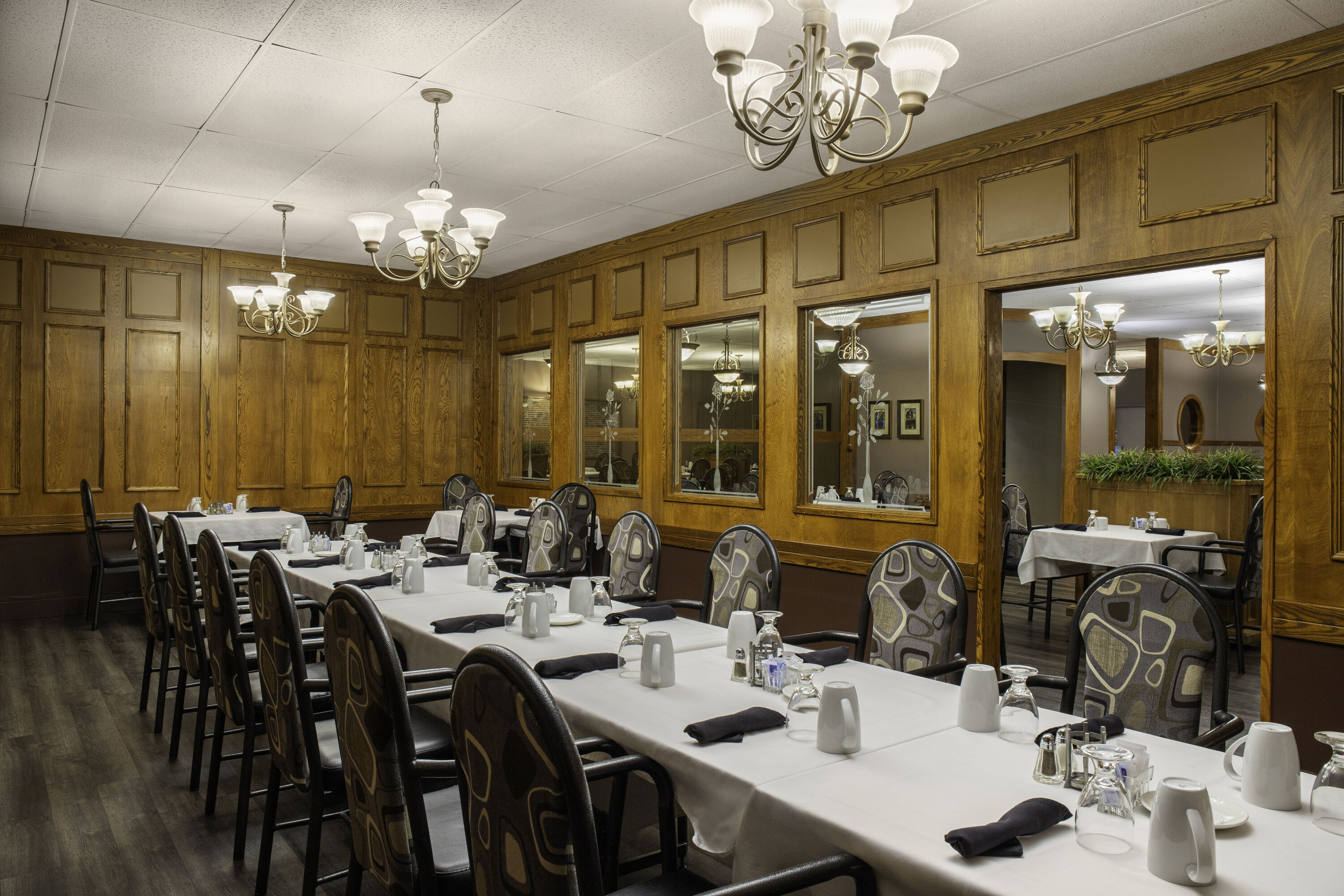 Days Inn & Conference Centre by Wyndham Camrose Norsemen | Camrose, AB ...