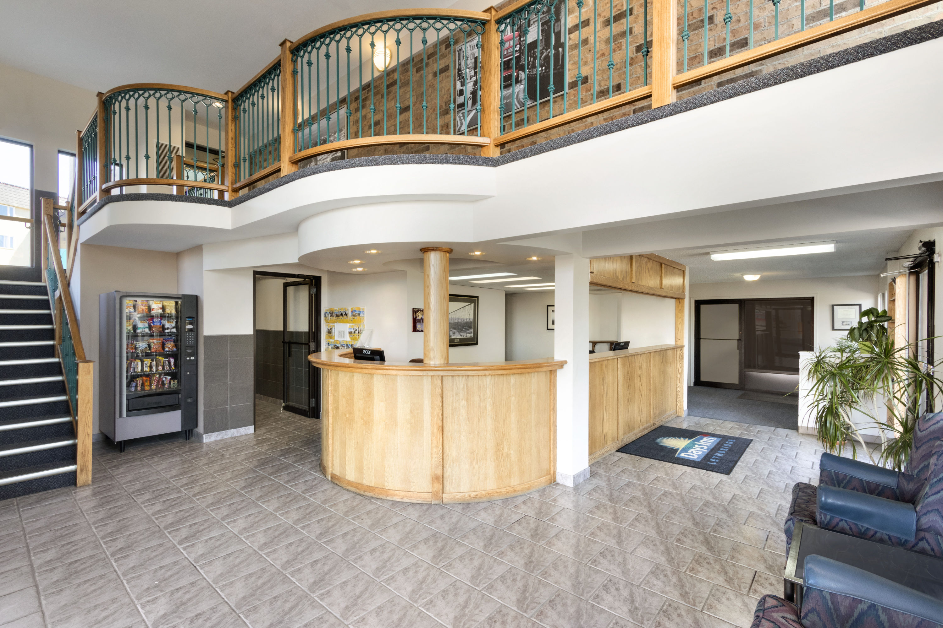 Days Inn by Wyndham Lethbridge | Lethbridge, AB Hotels