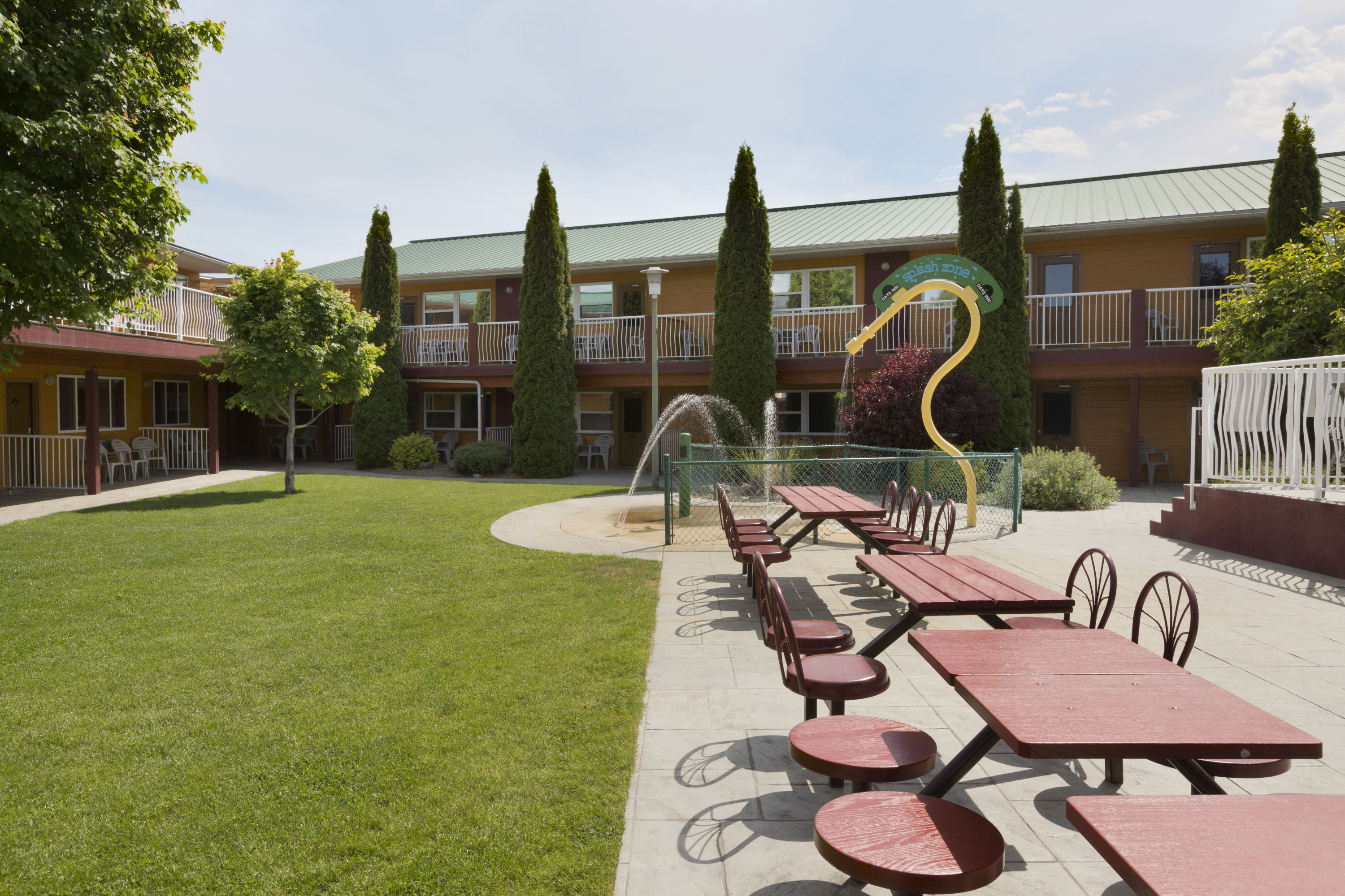 Days Inn by Wyndham Penticton Conference Centre | Penticton, BC Hotels