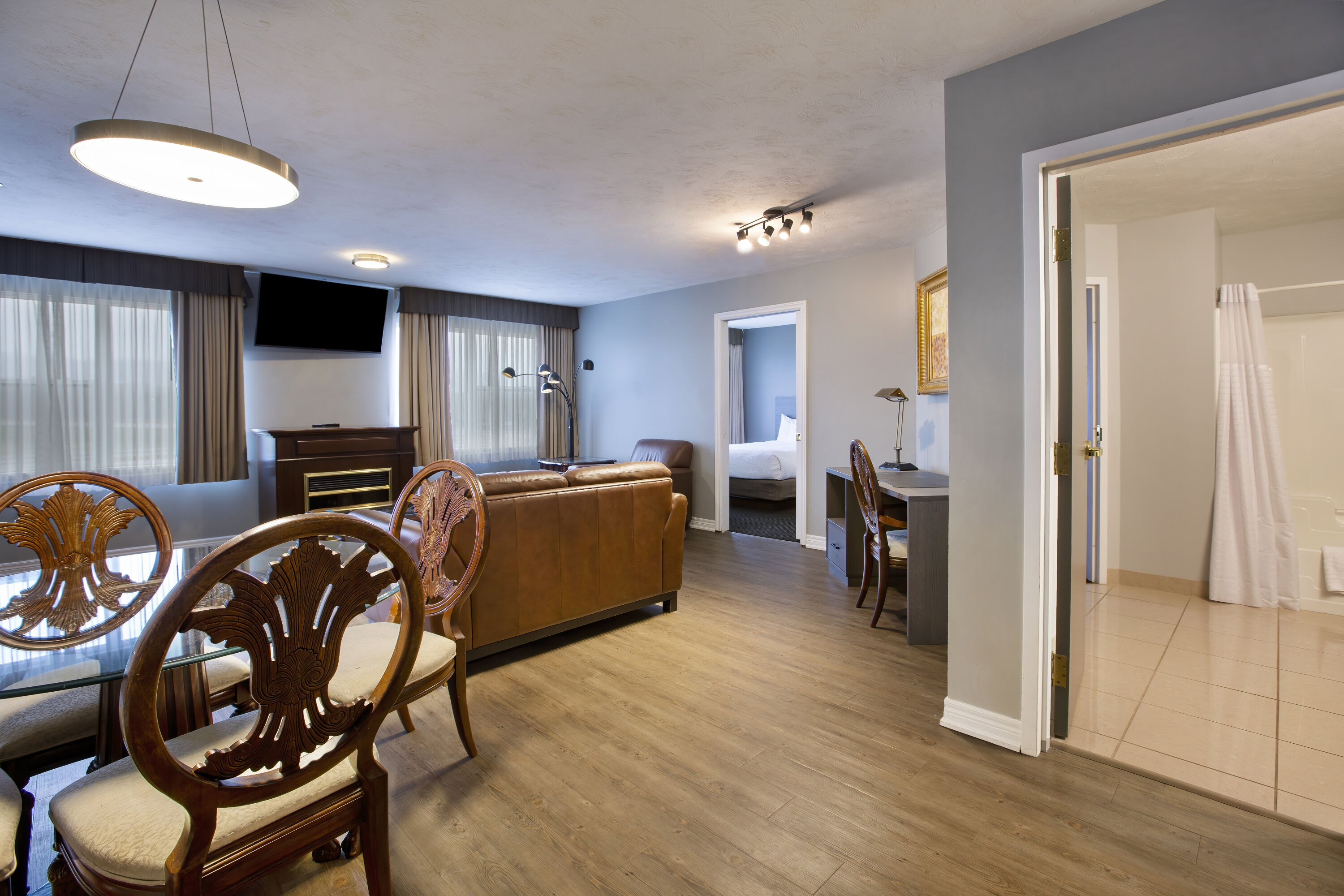 Days Inn & Suites by Wyndham Moncton | Moncton, NB Hotels