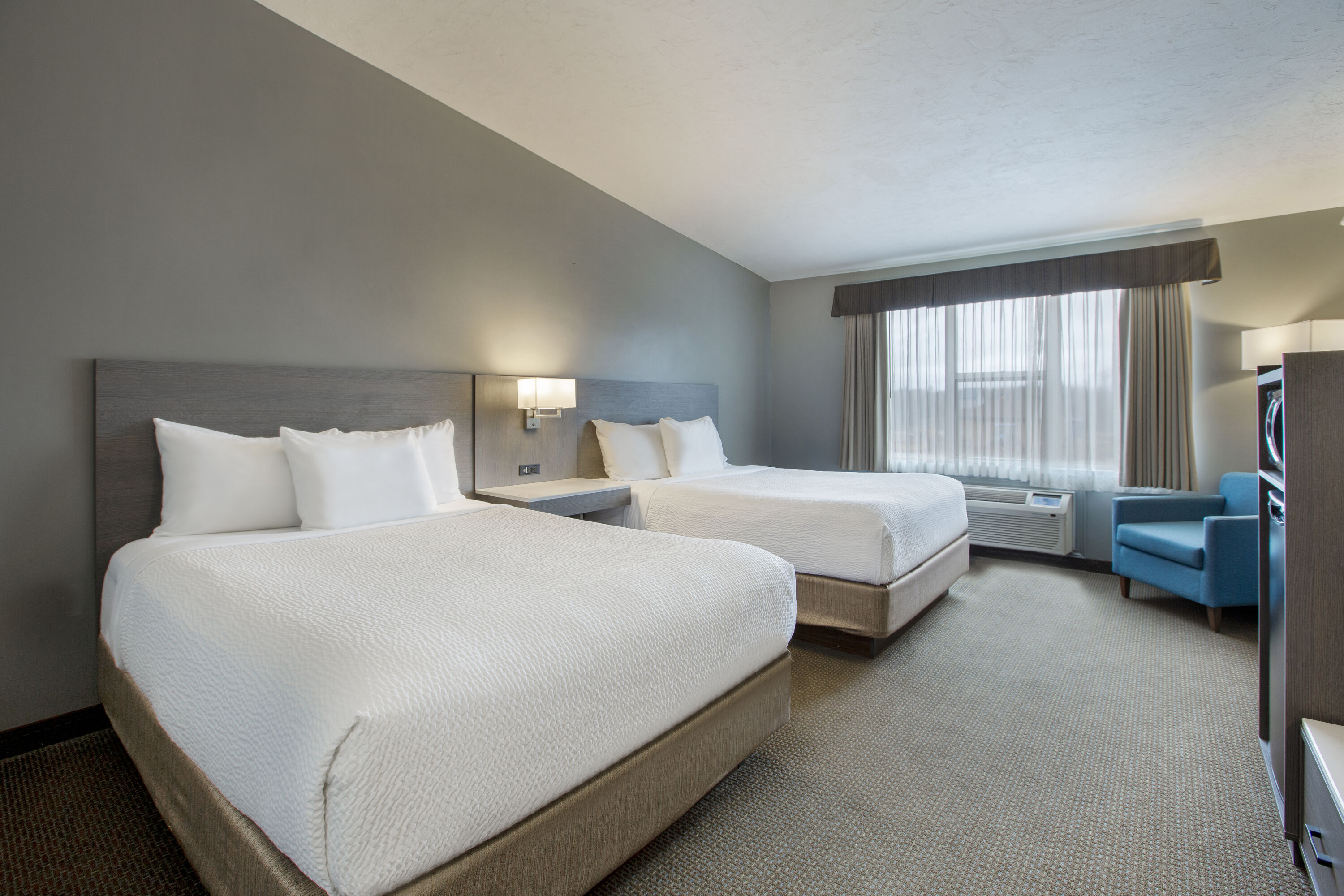 Days Inn & Suites by Wyndham Moncton | Moncton, NB Hotels