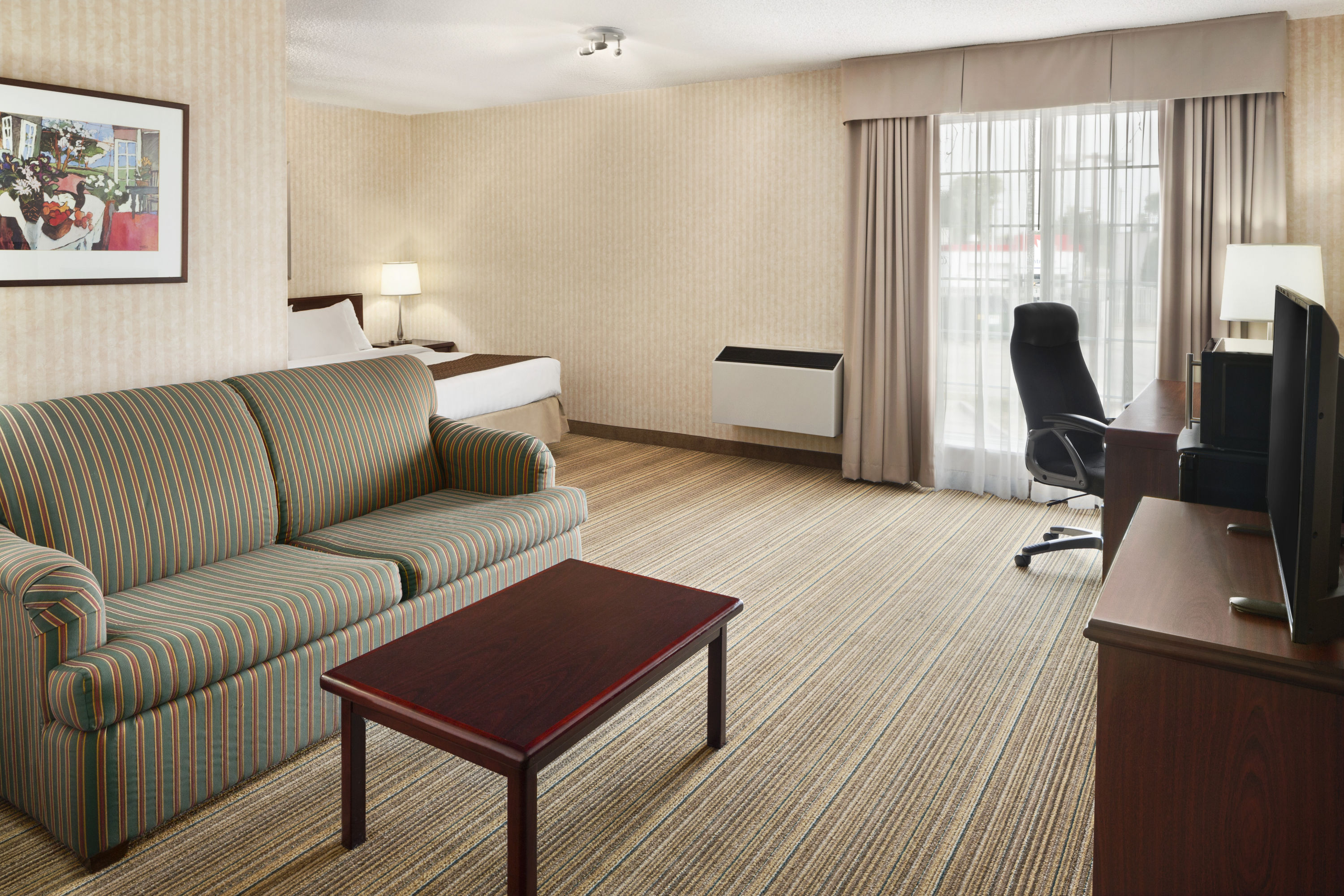 Days Inn by Wyndham Brantford | Brantford, ON Hotels