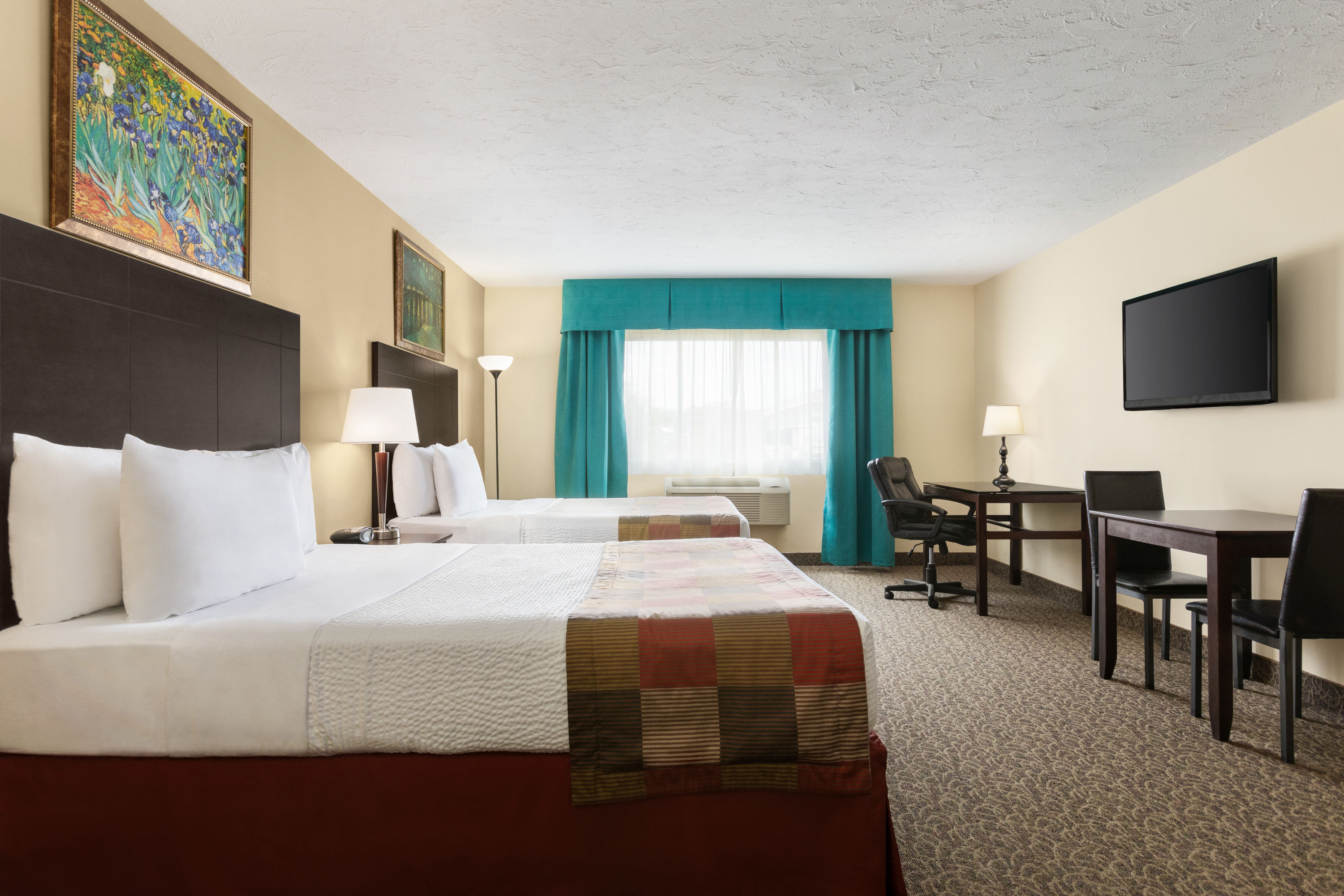 Days Inn by Wyndham Montreal East | Saint-Leonard, QC Hotels
