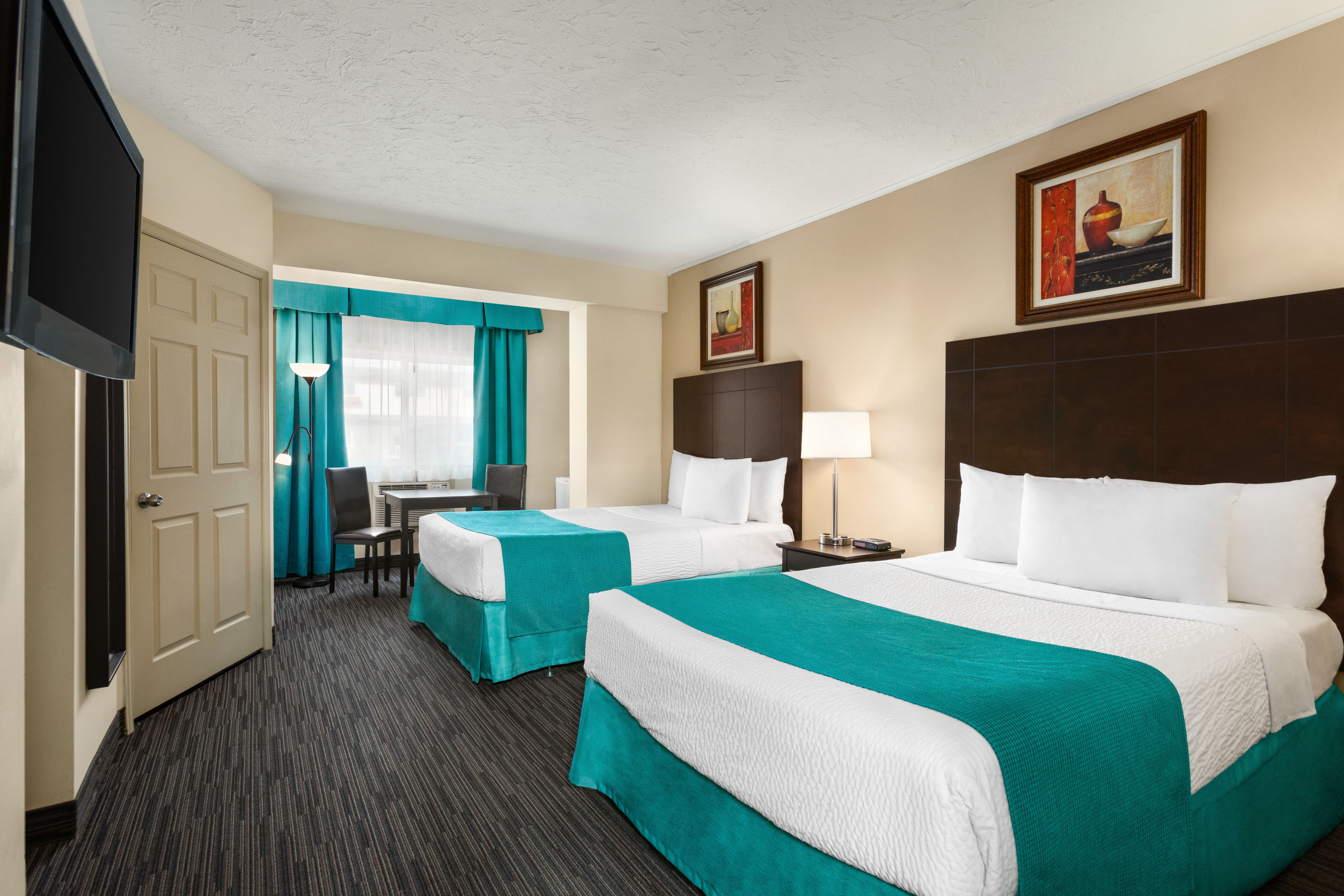 Days Inn by Wyndham Montreal East | Saint-Leonard, QC Hotels