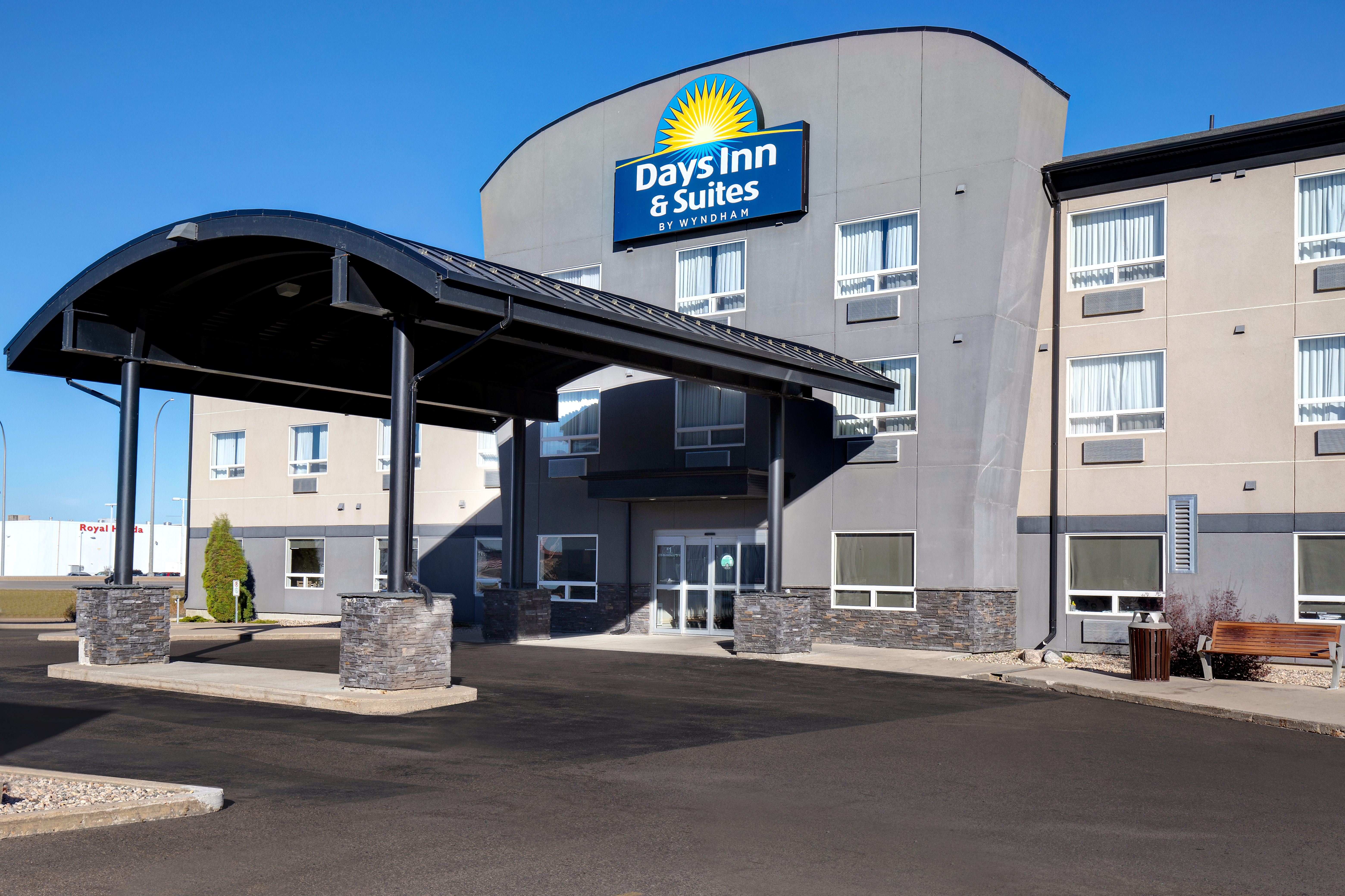Days Inn & Suites by Wyndham Yorkton | Yorkton, SK Hotels