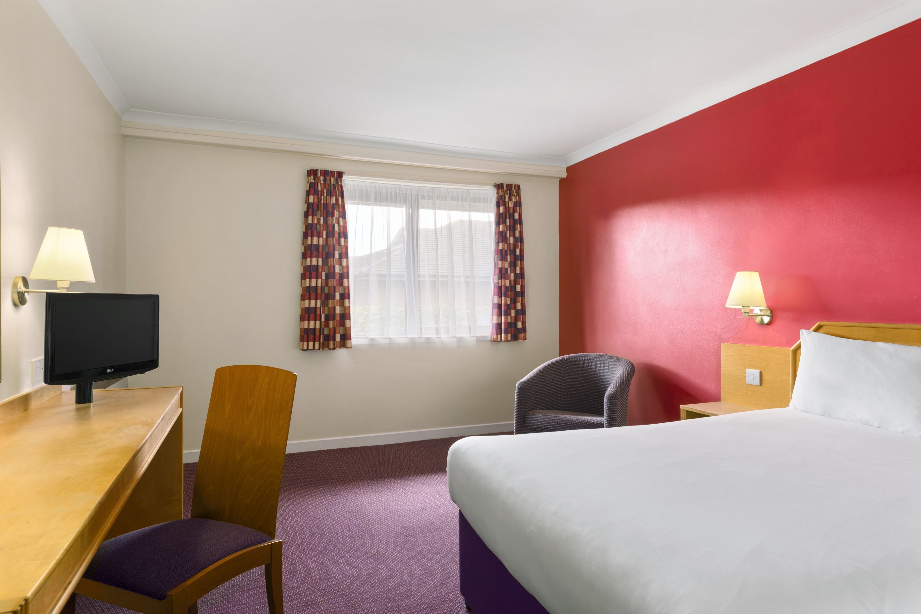 Days Inn by Wyndham Hamilton | Hamilton Hotels, GB ML36JW