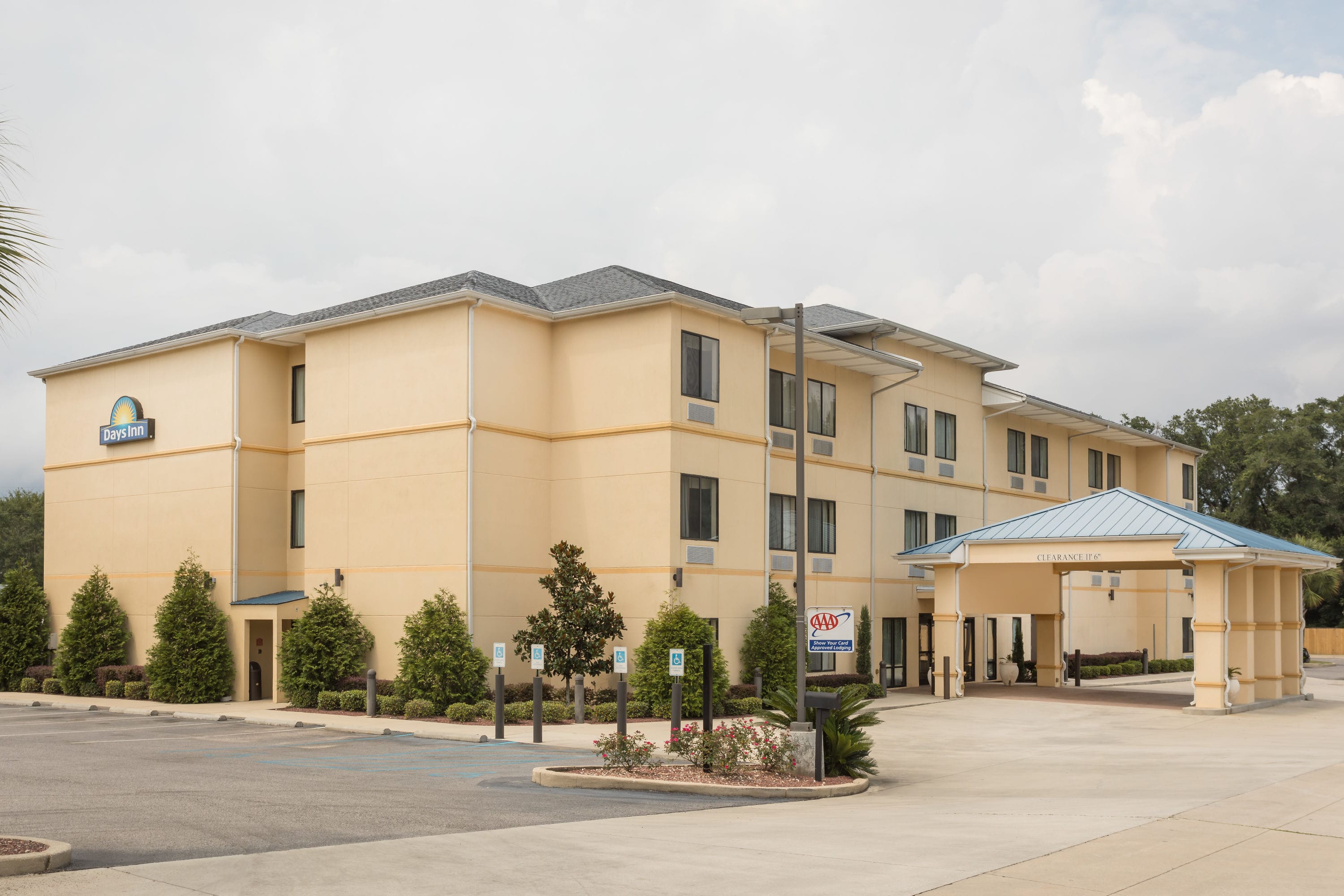 Days Inn by Wyndham Semmes/Mobile | Mobile, AL Hotels