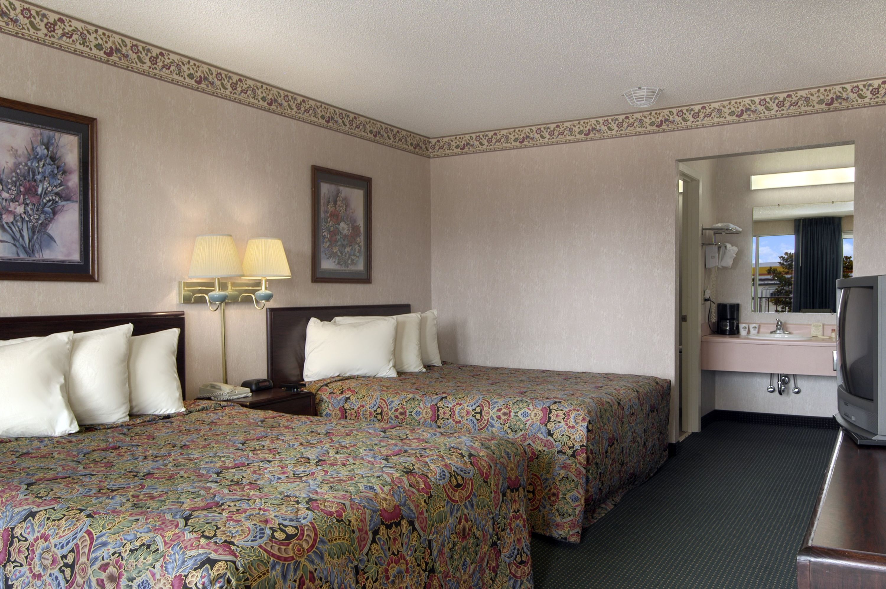 Days Inn by Wyndham Jonesboro AR | Jonesboro, AR Hotels